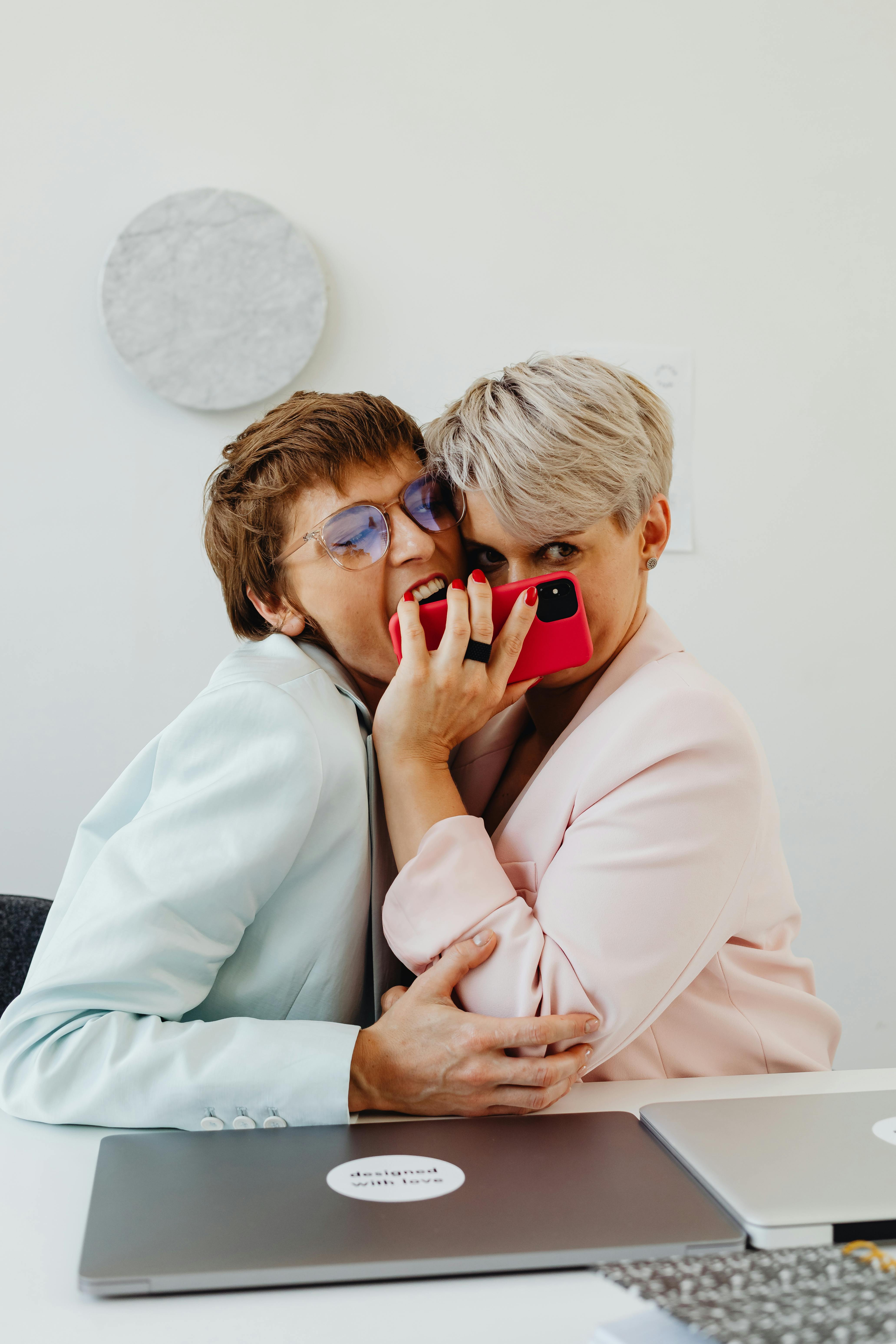 Couples Having A Emotional Hug Photos, Download The BEST Free Couples ...