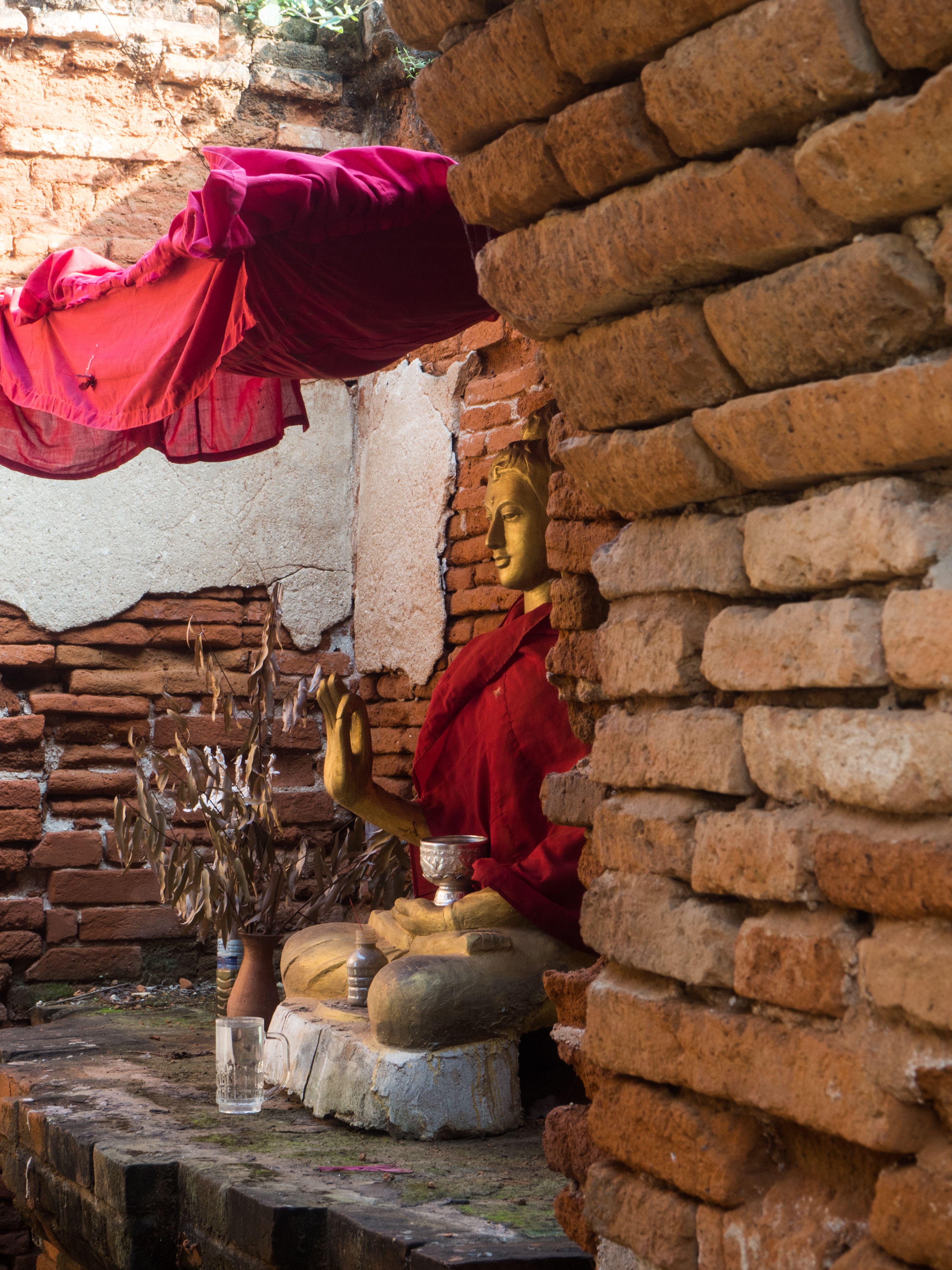 Buddha Statue · Free Stock Photo