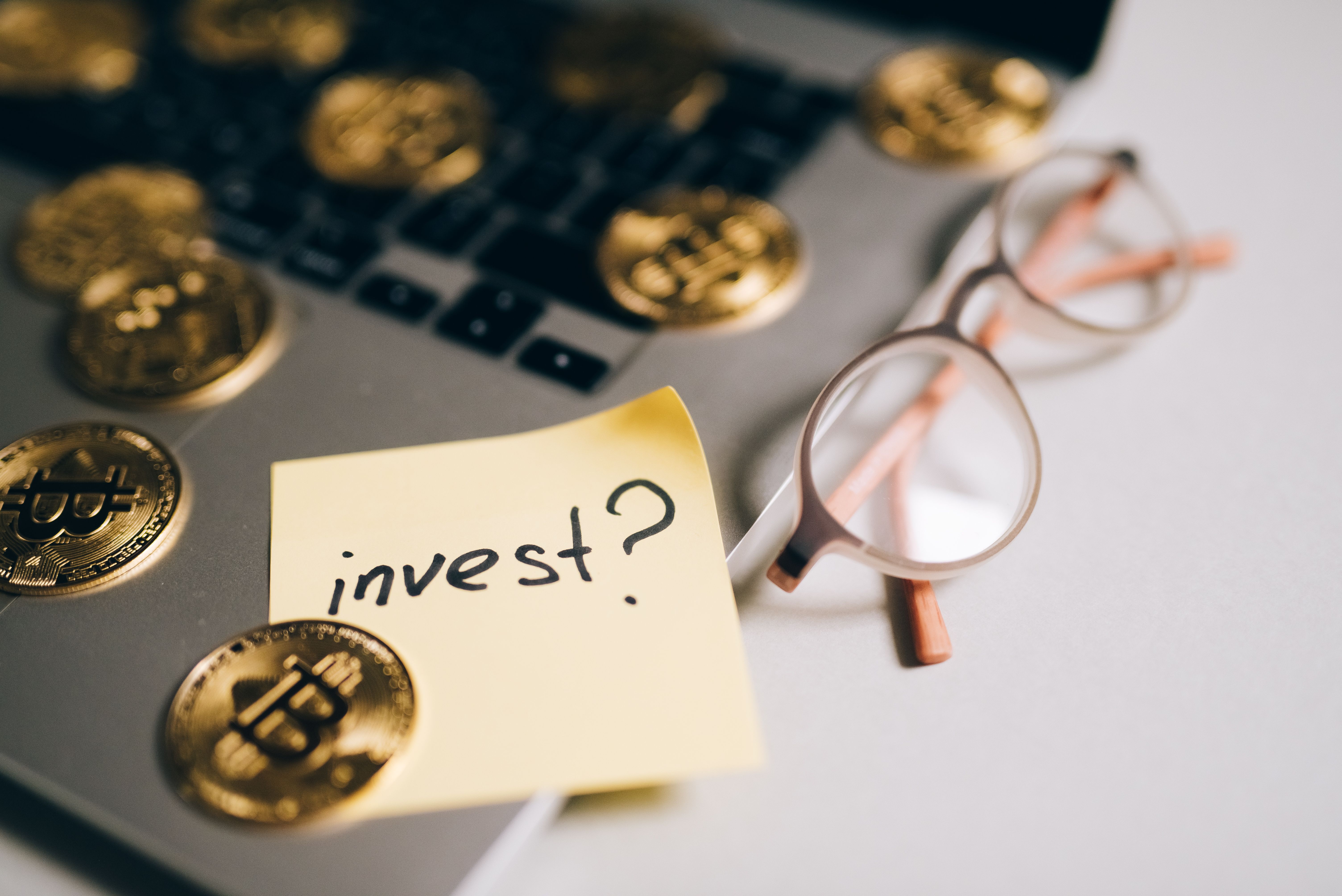 Invest Famale Photos, Download The BEST Free Invest Famale Stock Photos ...