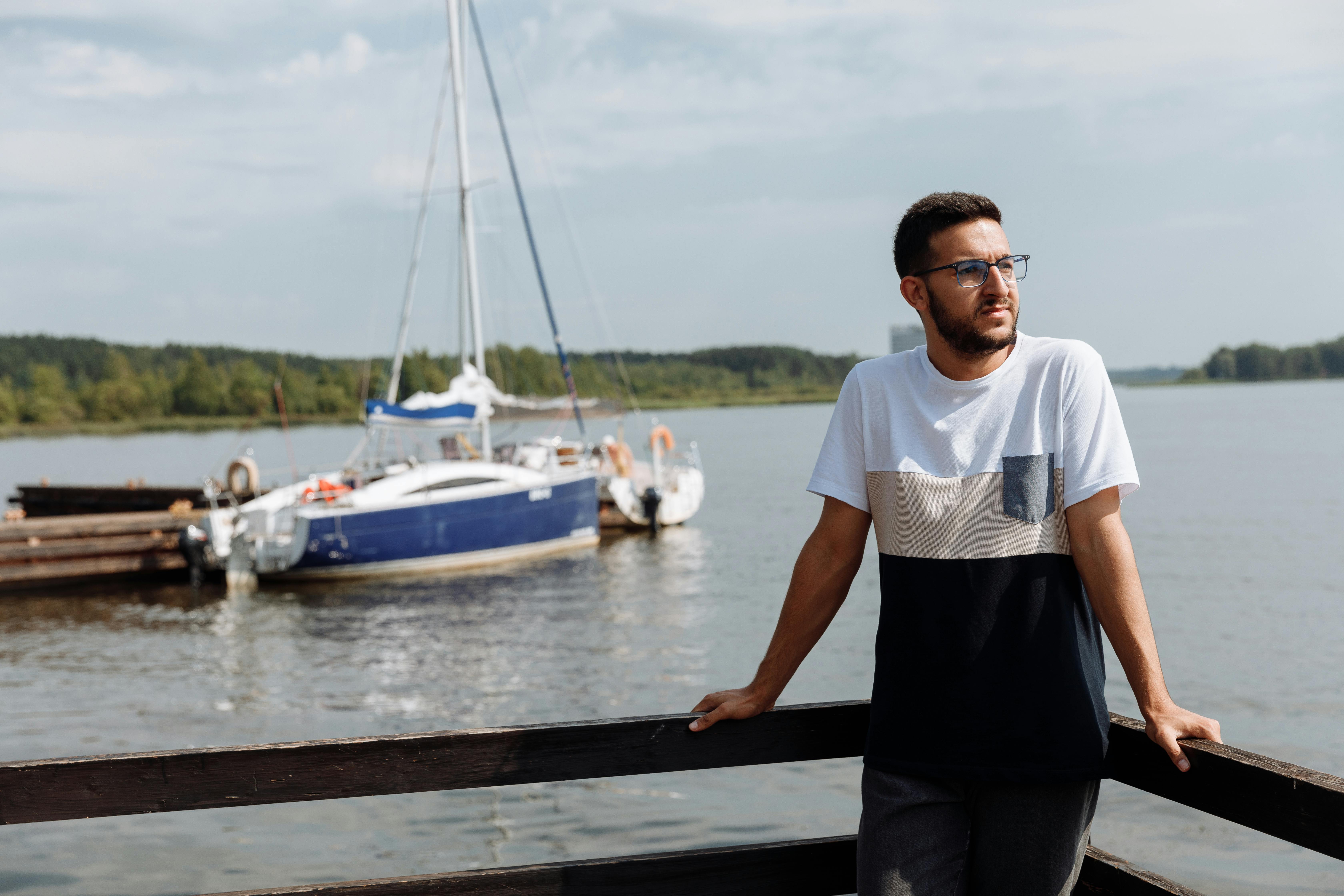 Men Docking Photos, Download The BEST Free Men Docking Stock Photos ...