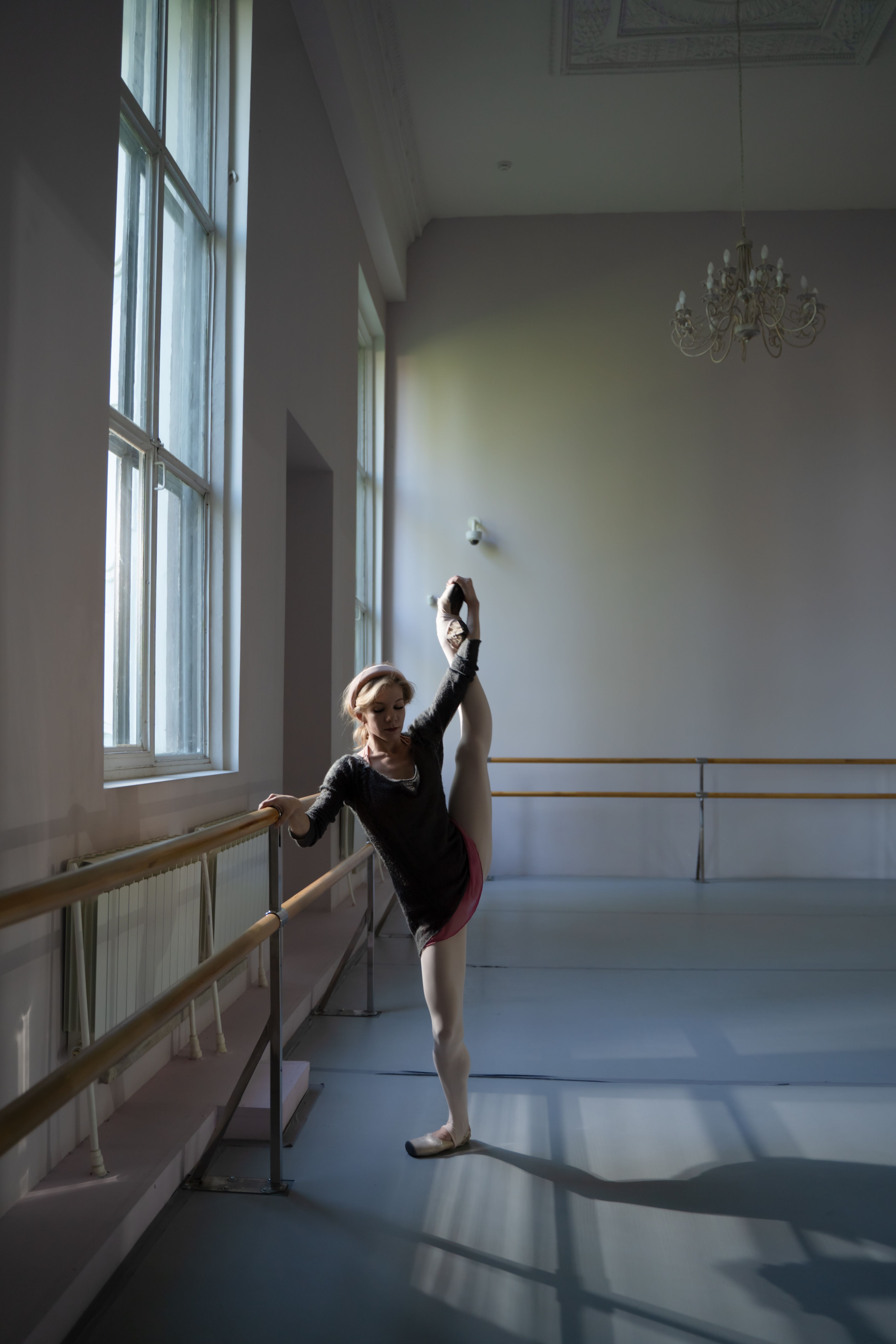 Full Length Pose Photos, Download The BEST Free Full Length Pose Stock ...