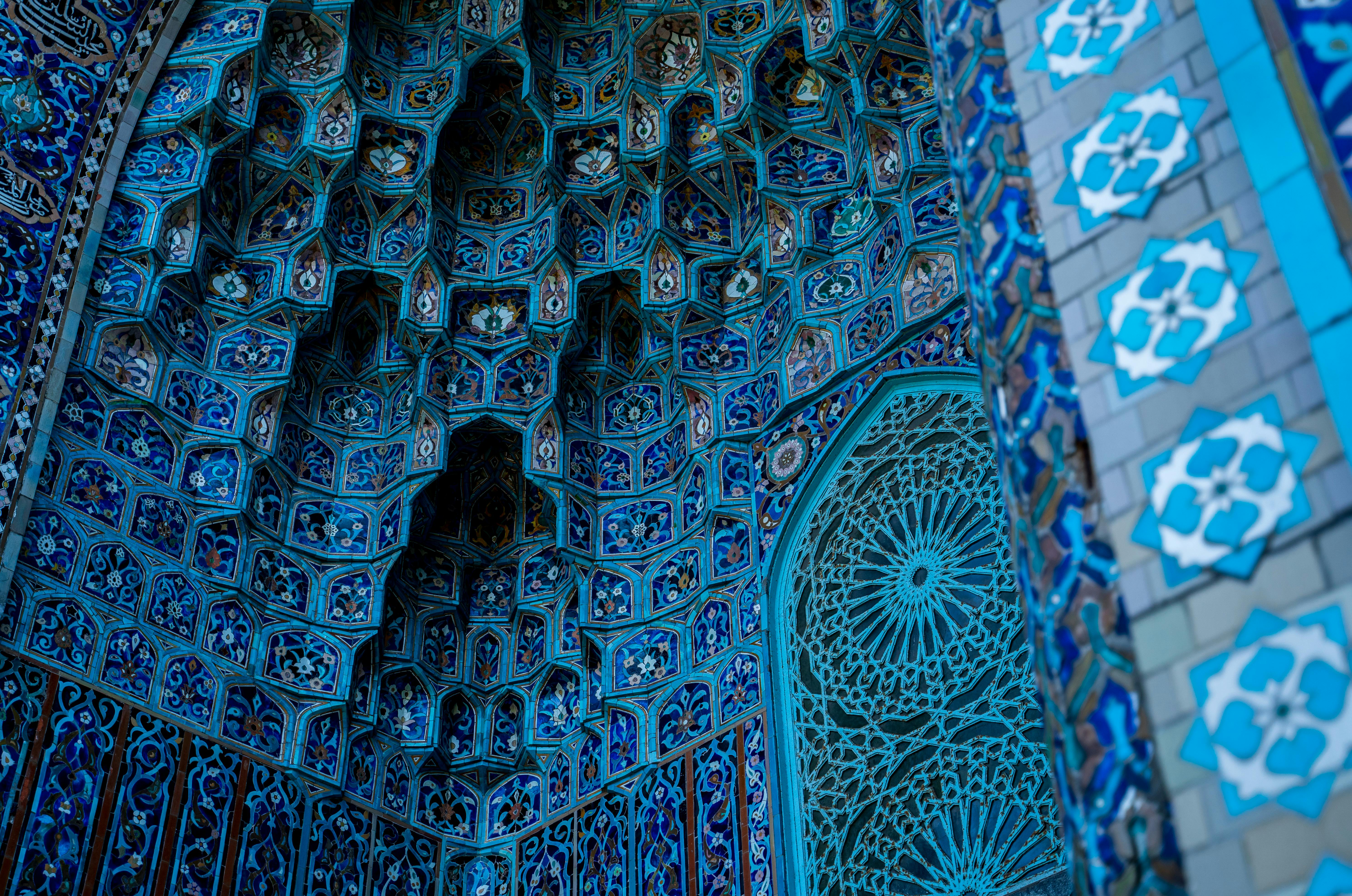 Decorations in Mosque · Free Stock Photo