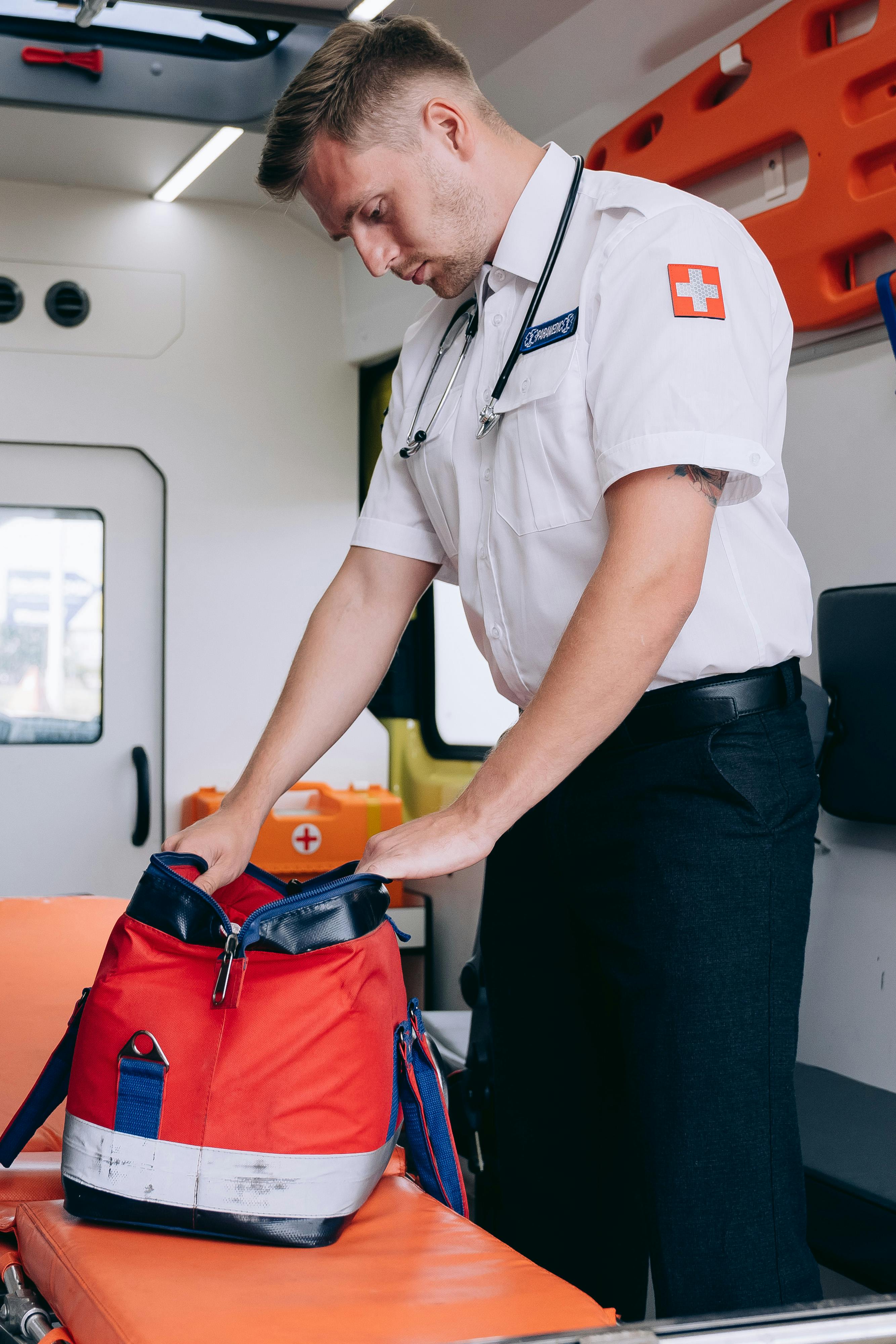 Paramedic Photos, Download The BEST Free Paramedic Stock Photos & HD Images