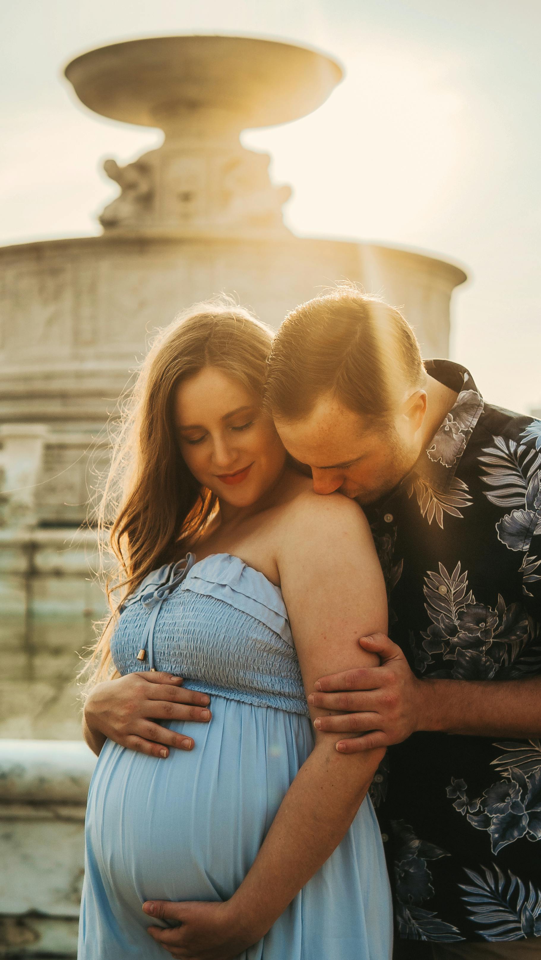 Man Biting the Woman's Shoulder · Free Stock Photo