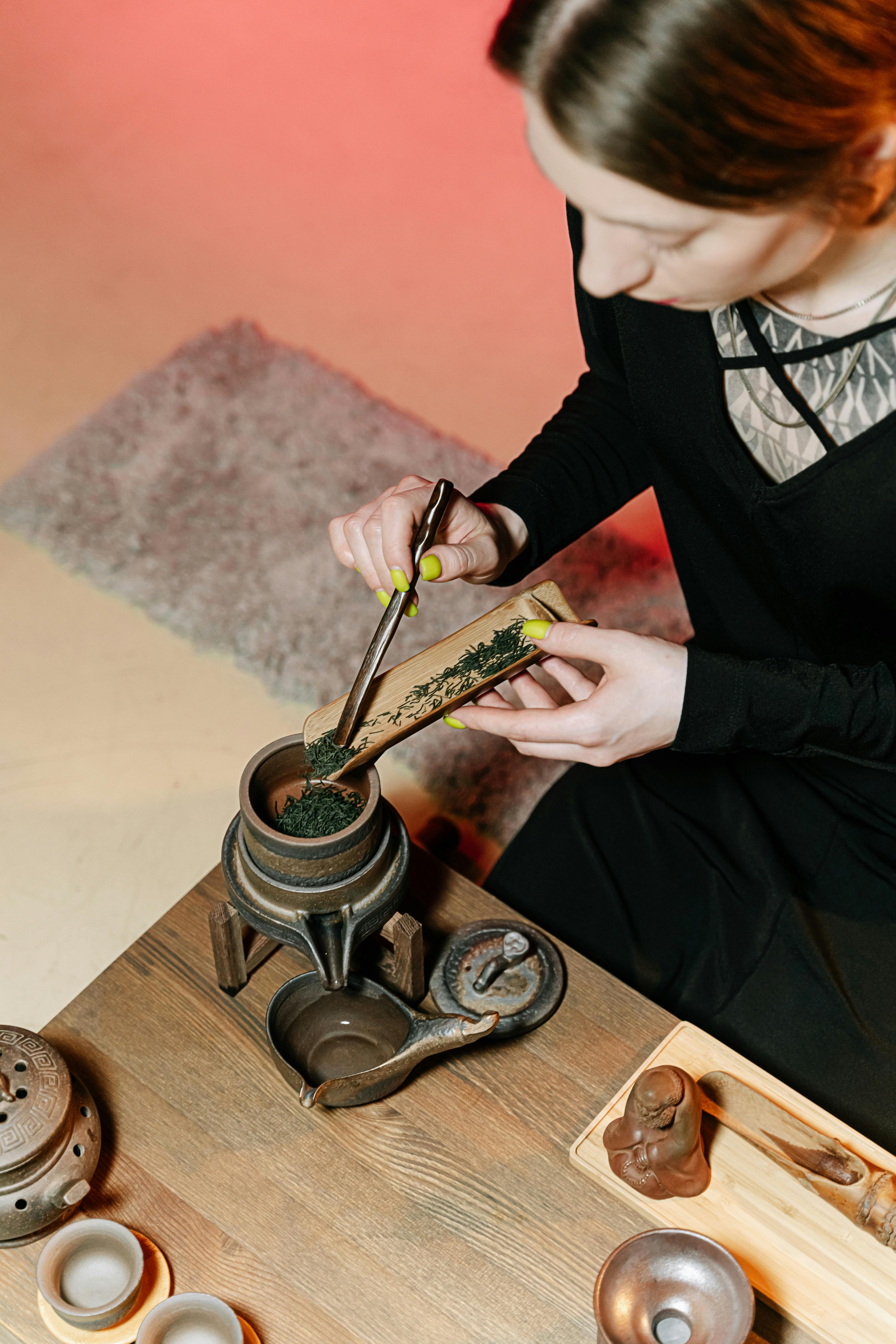 Traditional Tea Making Photos, Download The BEST Free Traditional Tea ...