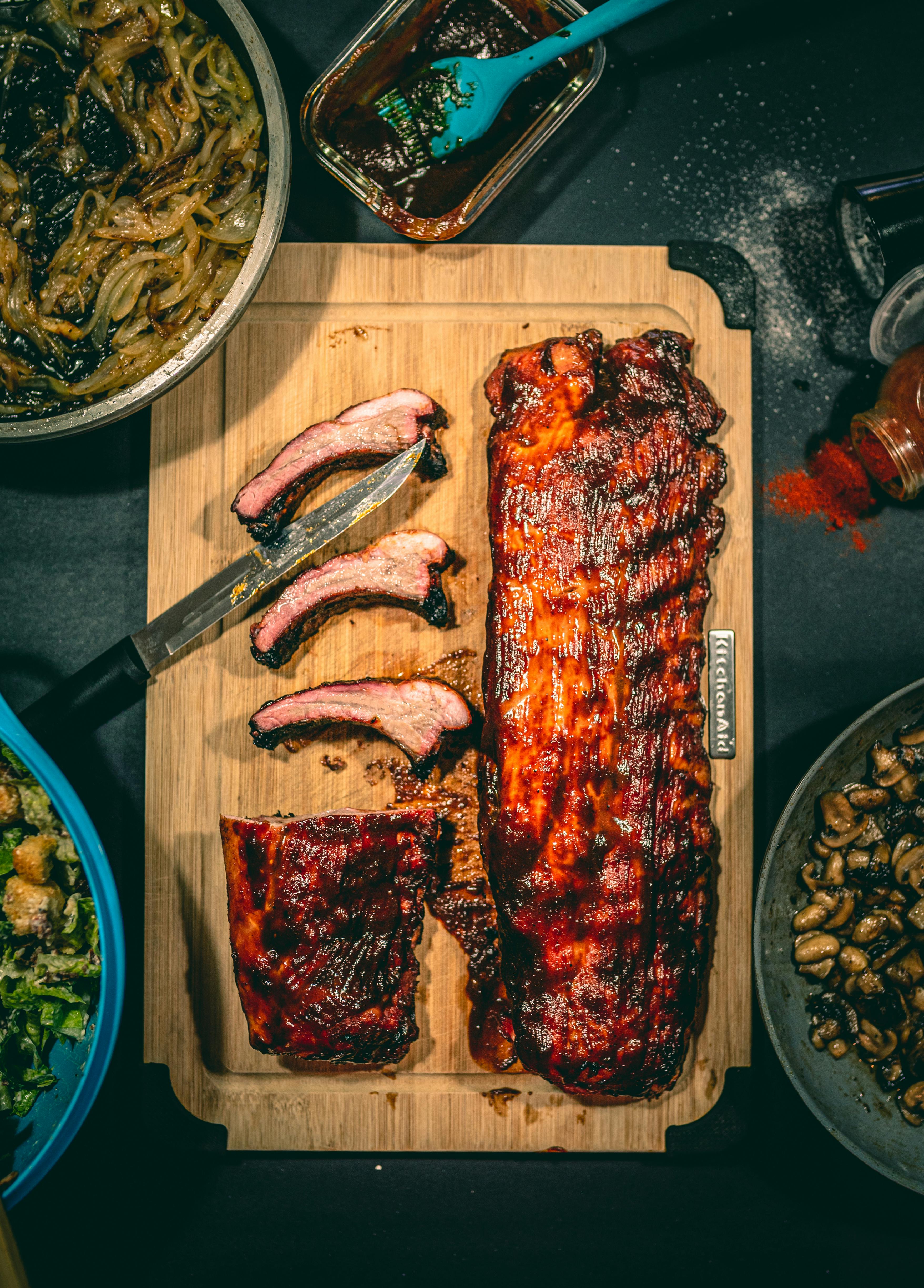 Meat on Tray · Free Stock Photo