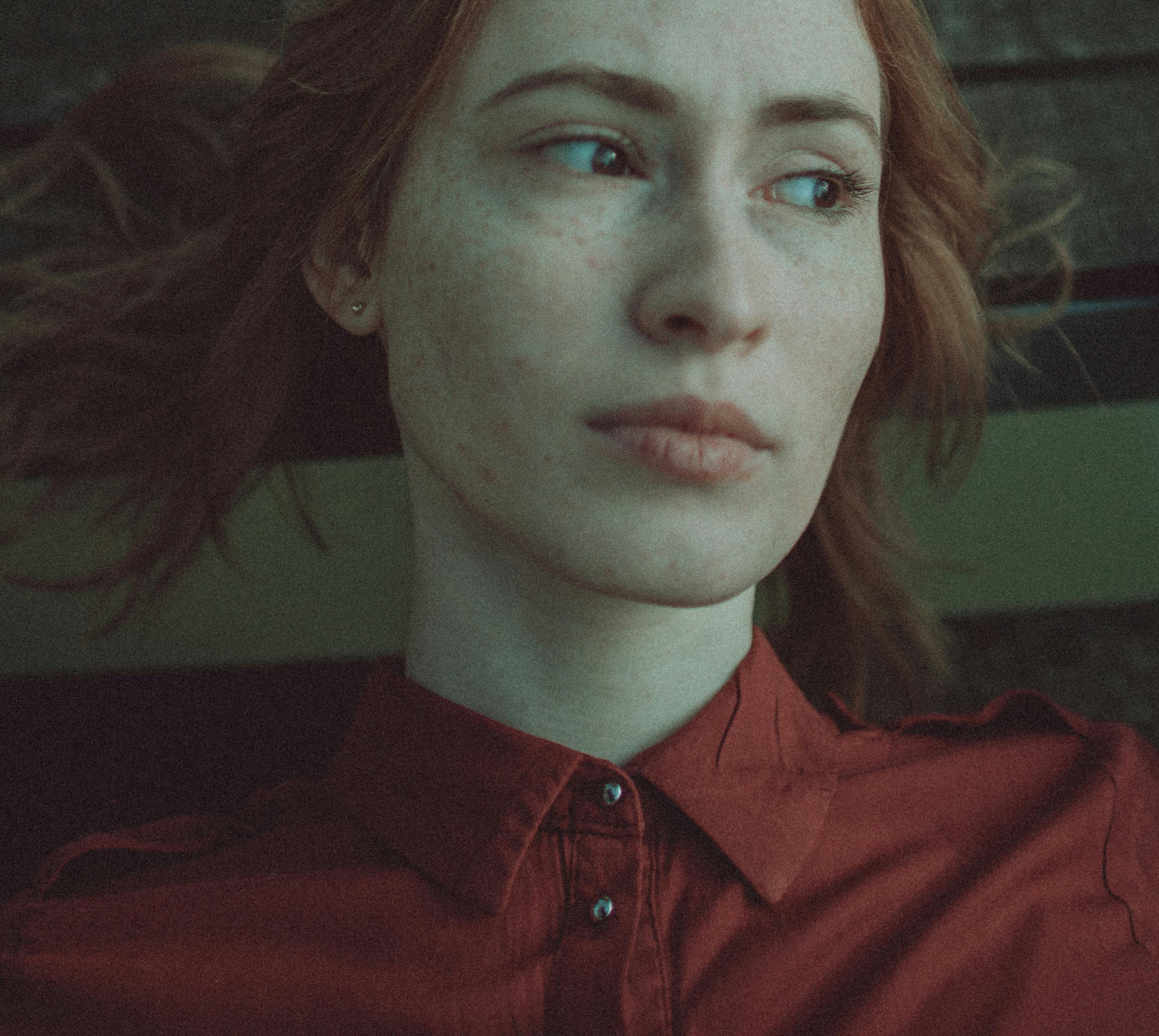 Face Sideway Photos, Download The BEST Free Face Sideway Stock Photos ...