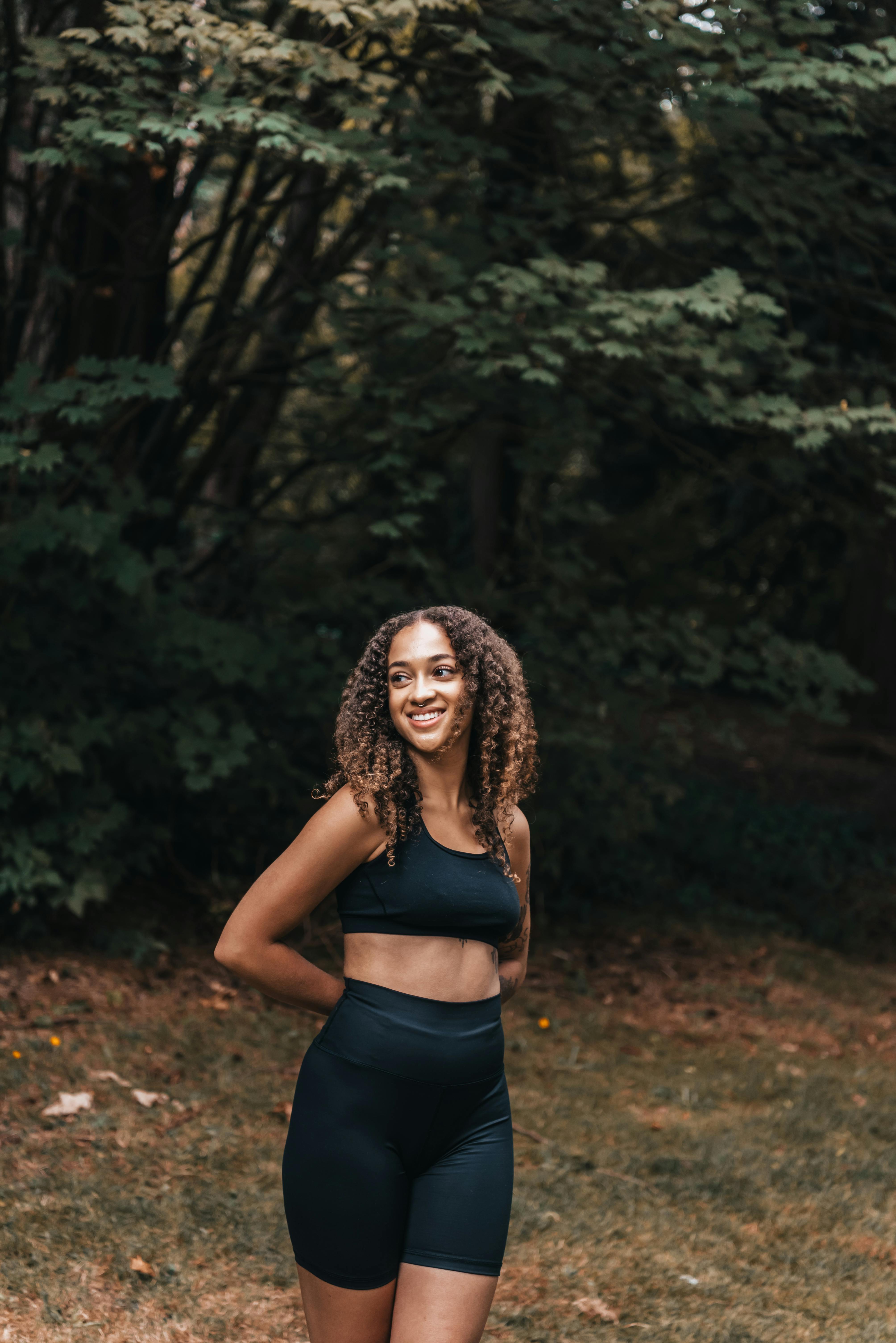 Selective Focus Photograph of Woman Wearing Sport Bra · Free Stock Photo