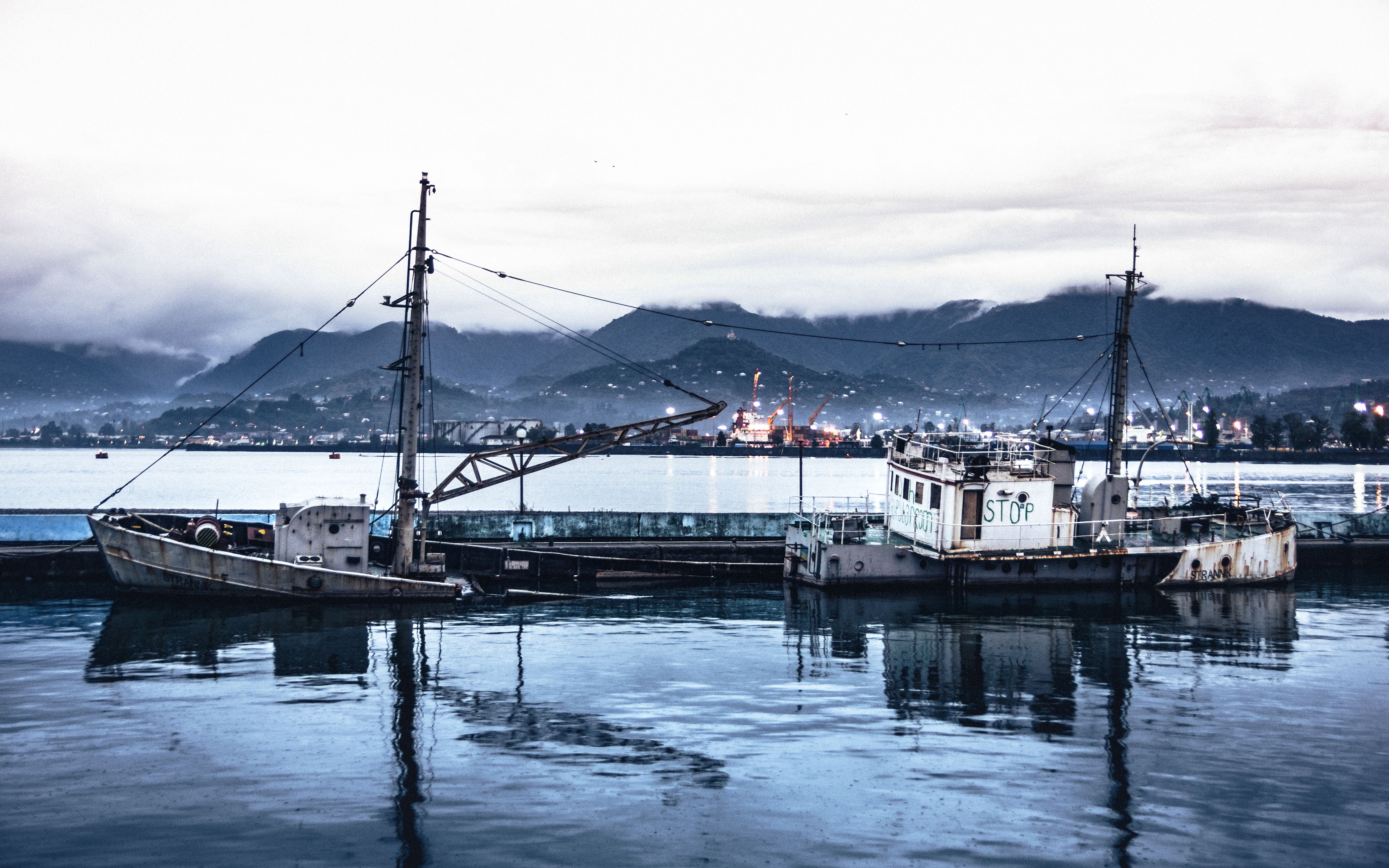 Corrosion Ship Photos, Download The BEST Free Corrosion Ship Stock ...