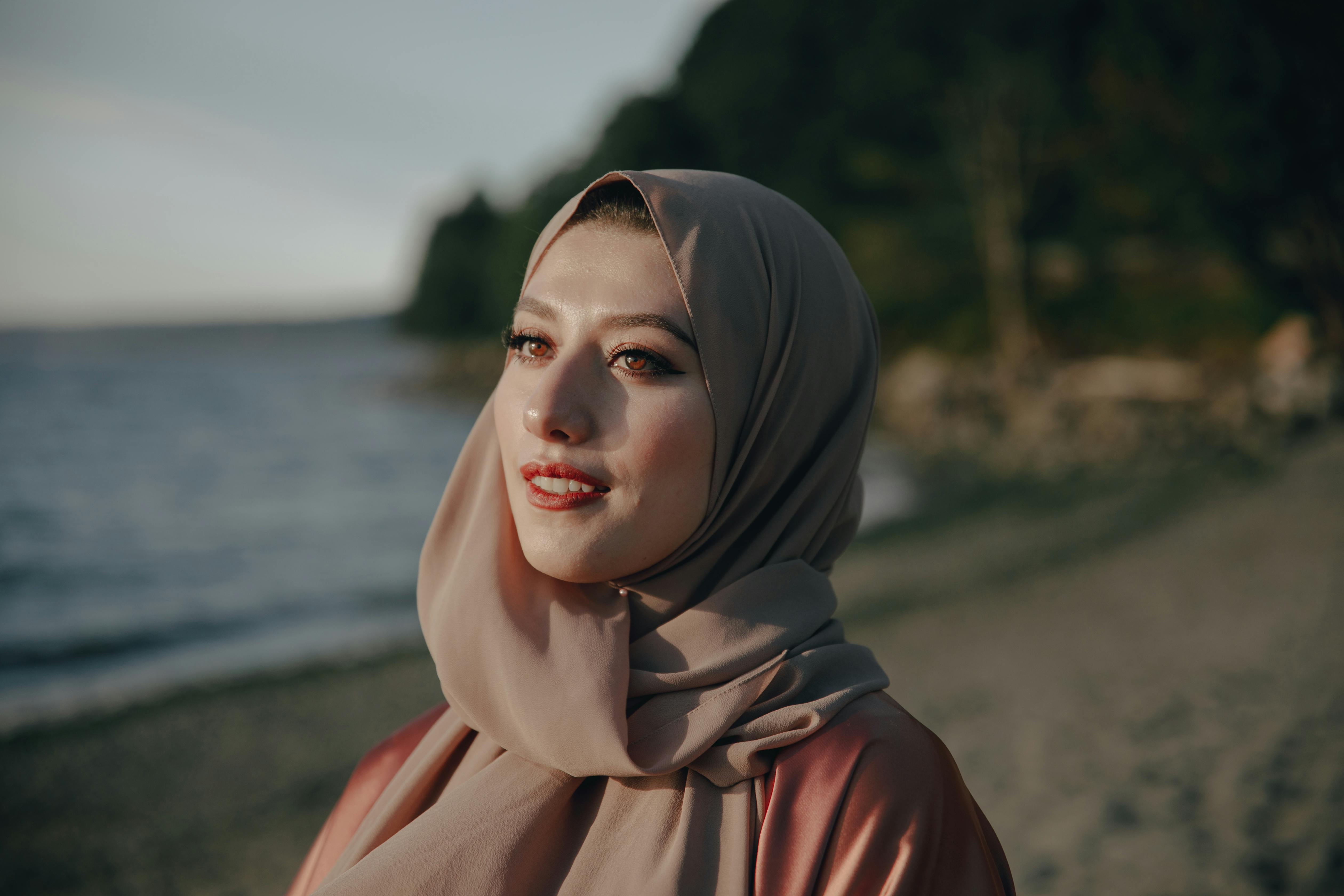 Water Hijab Photos, Download The BEST Free Water Hijab Stock Photos ...