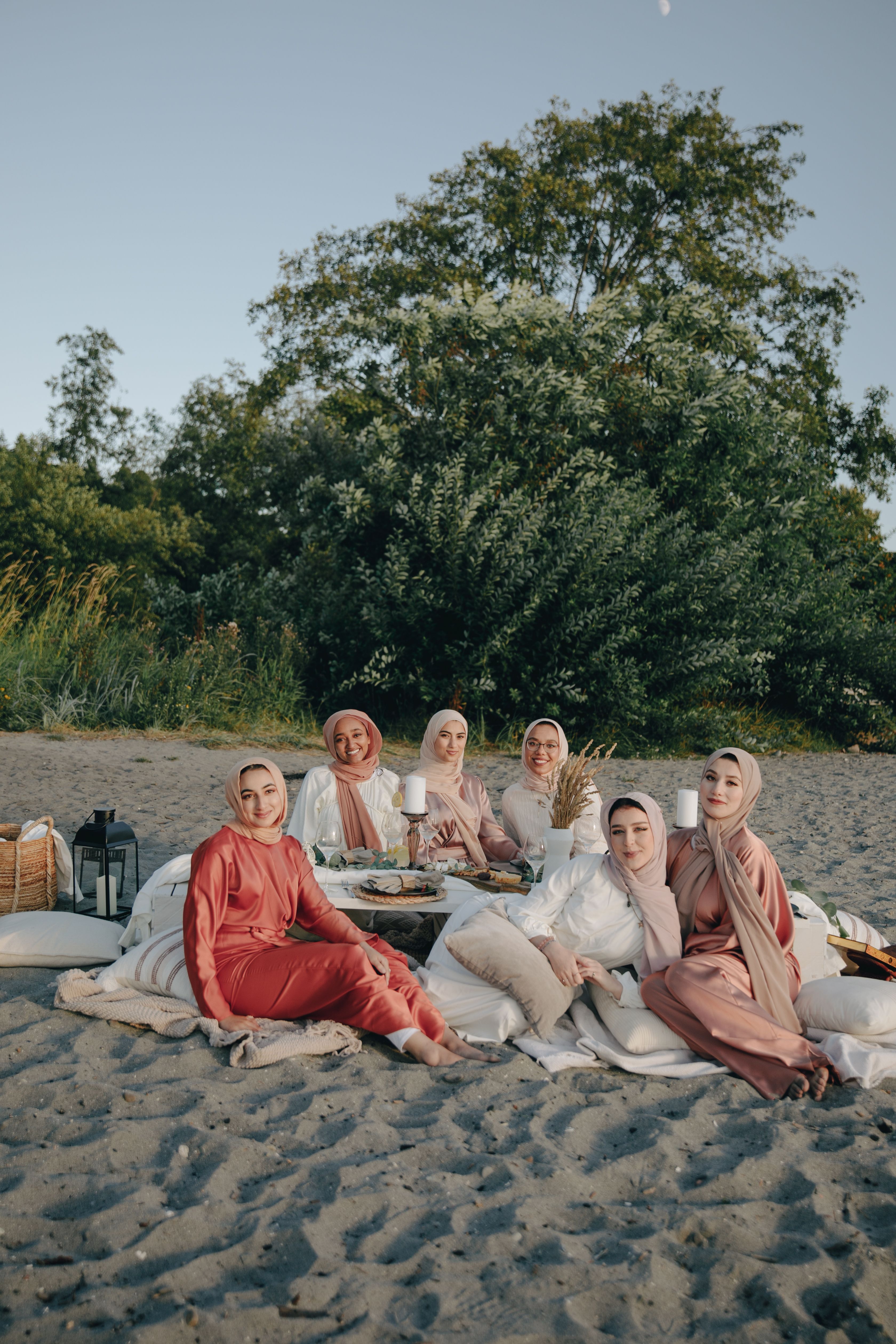 A Group of Women in the Beach · Free Stock Photo