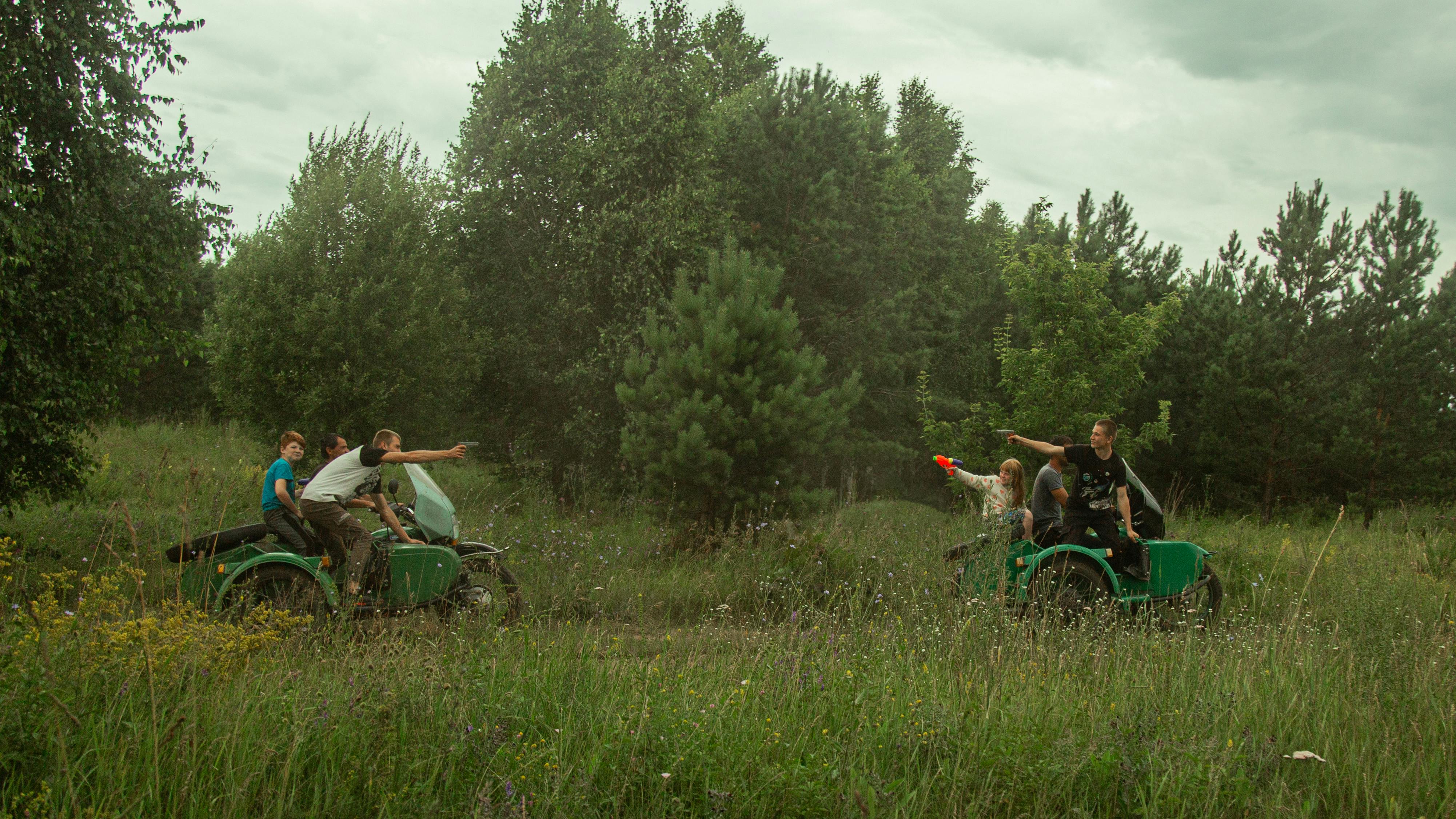 Family Farm Gun Photos, Download The BEST Free Family Farm Gun Stock ...