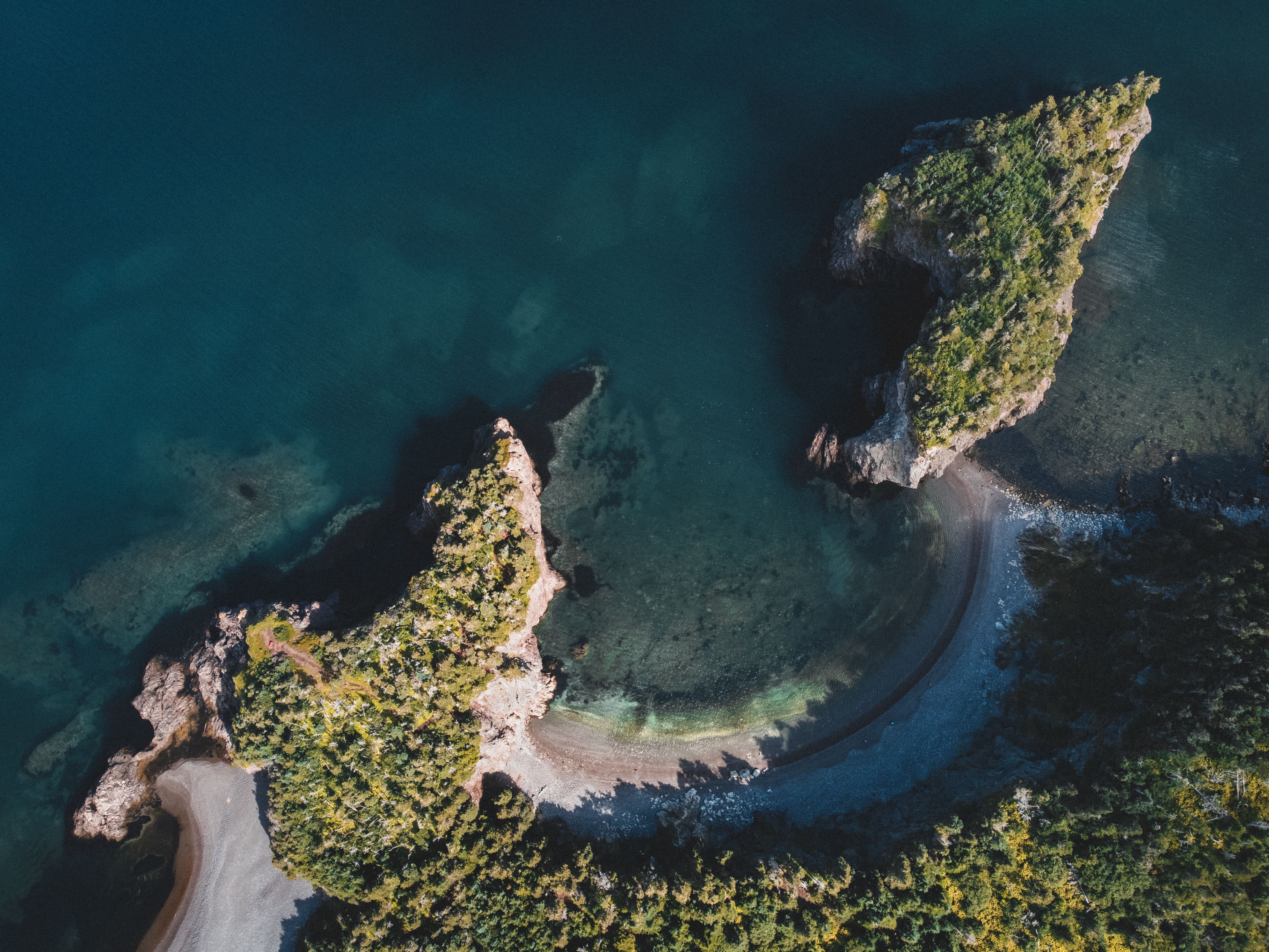 Drone Shot of Islands · Free Stock Photo