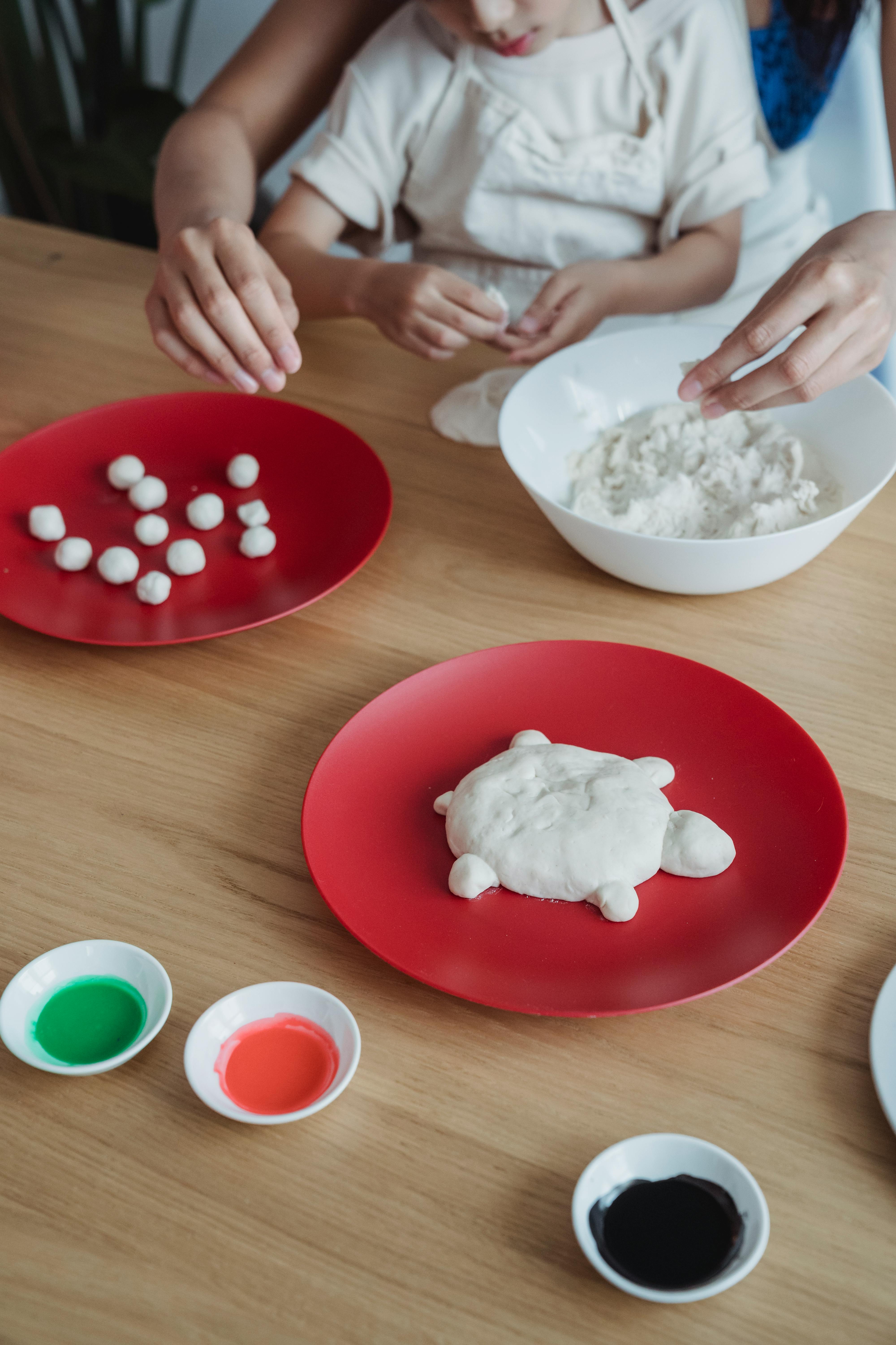 Mom Preparing Snack Photos, Download The BEST Free Mom Preparing Snack ...