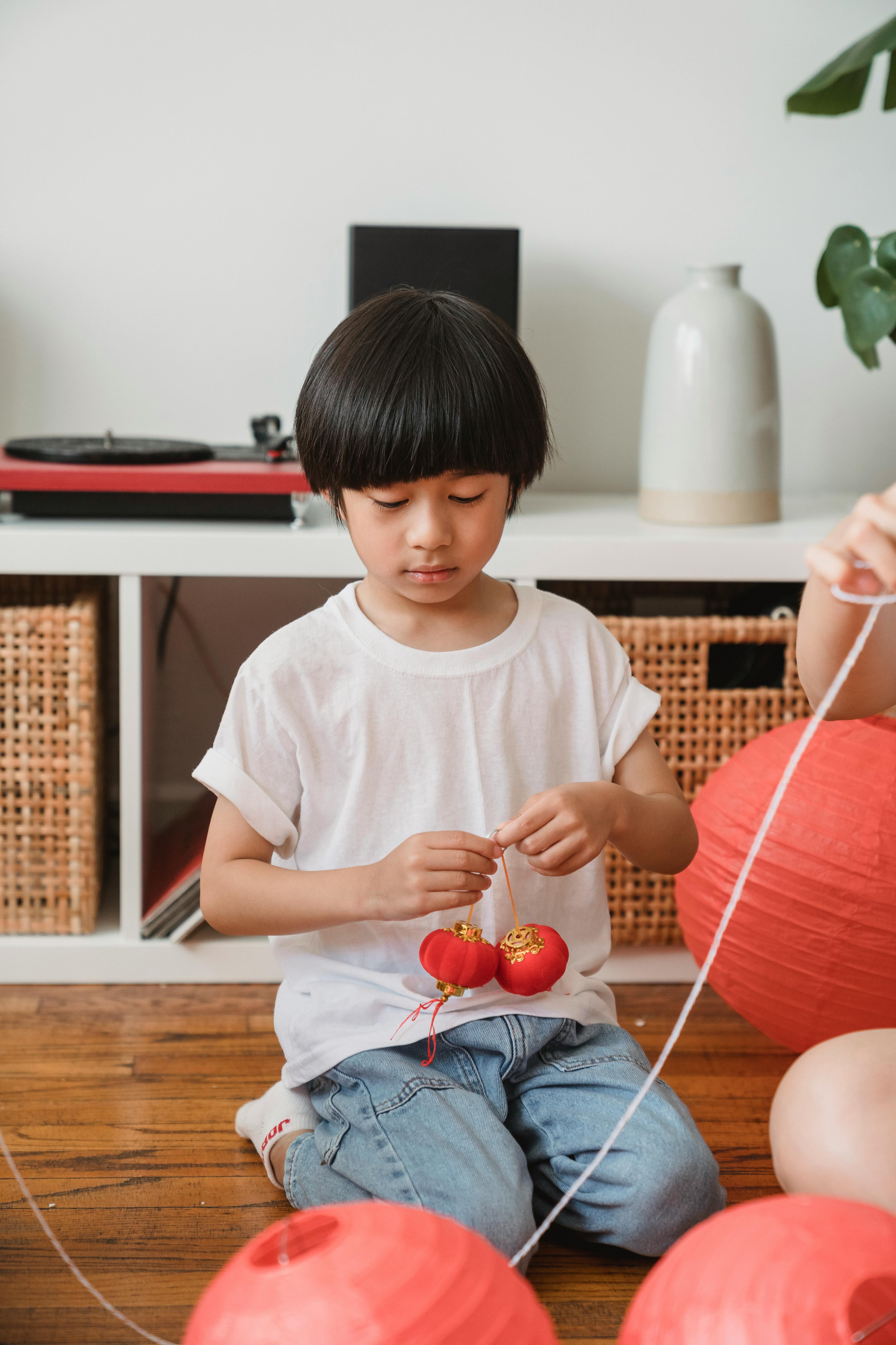 Child Stringing Photos, Download The BEST Free Child Stringing Stock ...