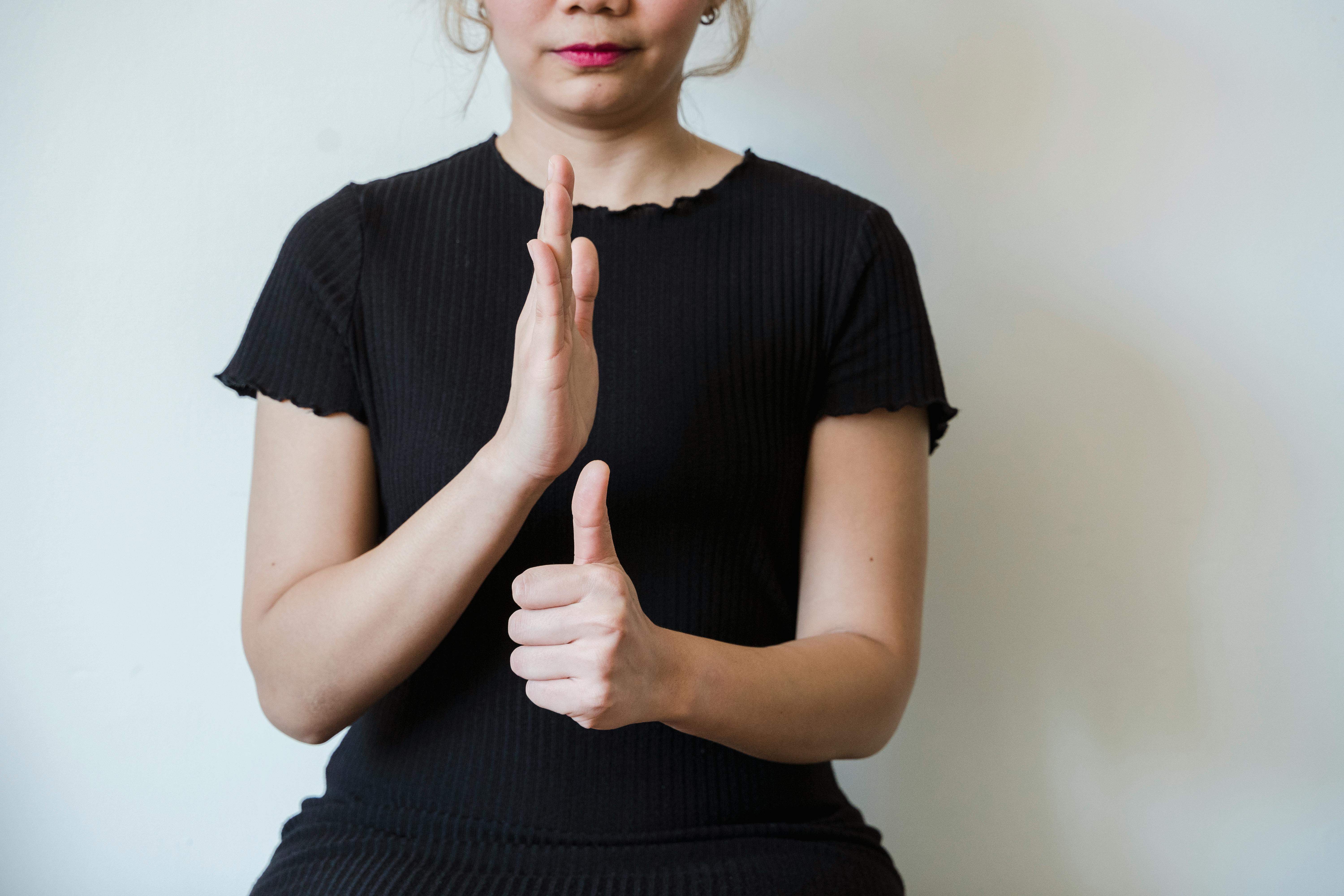 Woman Making Gestures · Free Stock Photo