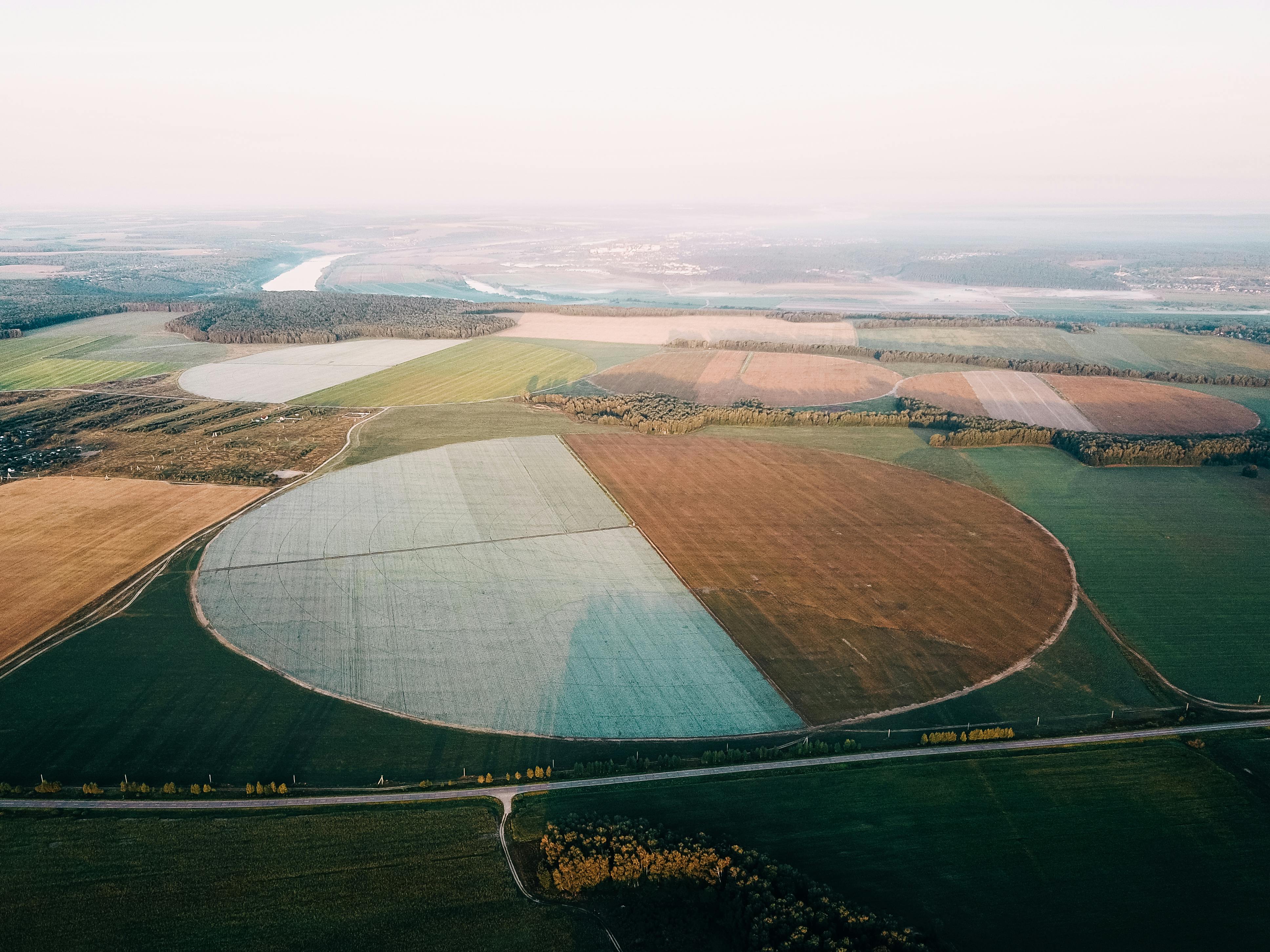 Circular Fields Photos, Download The BEST Free Circular Fields Stock ...