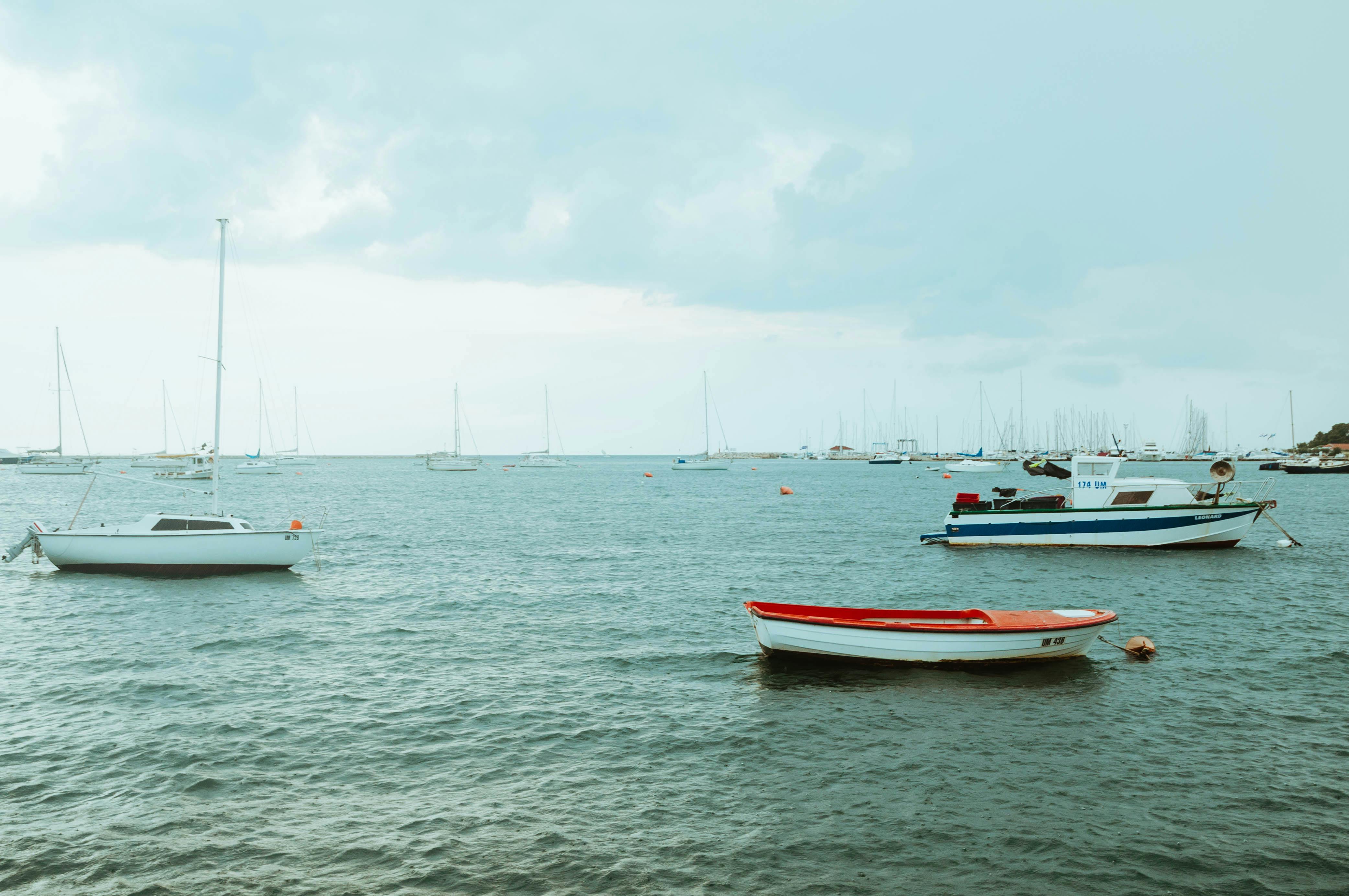 Boats on Sea · Free Stock Photo