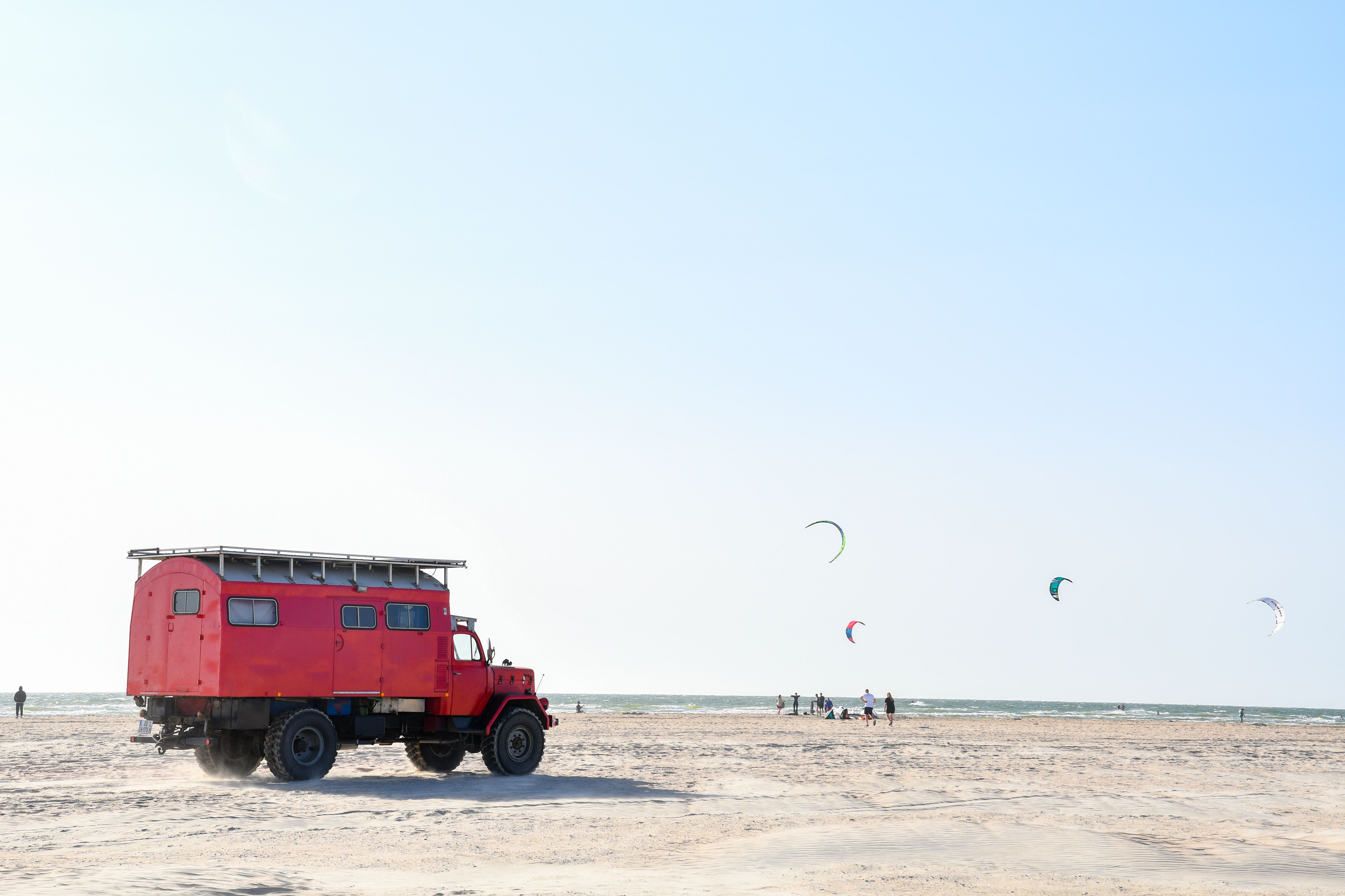 Rnli Truck On Beach Photos, Download The BEST Free Rnli Truck On Beach ...
