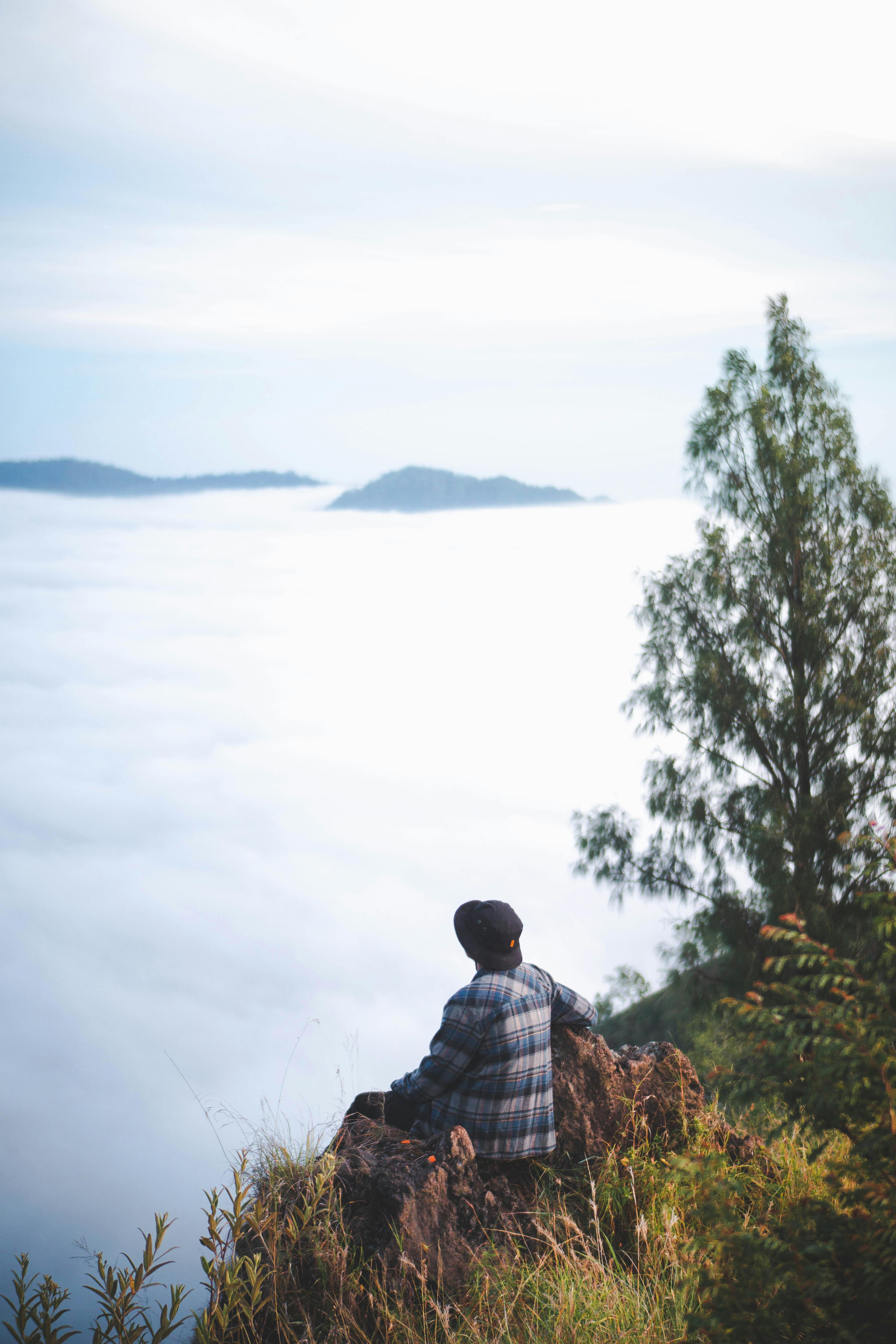 Group of People Overlooking Mountain View · Free Stock Photo