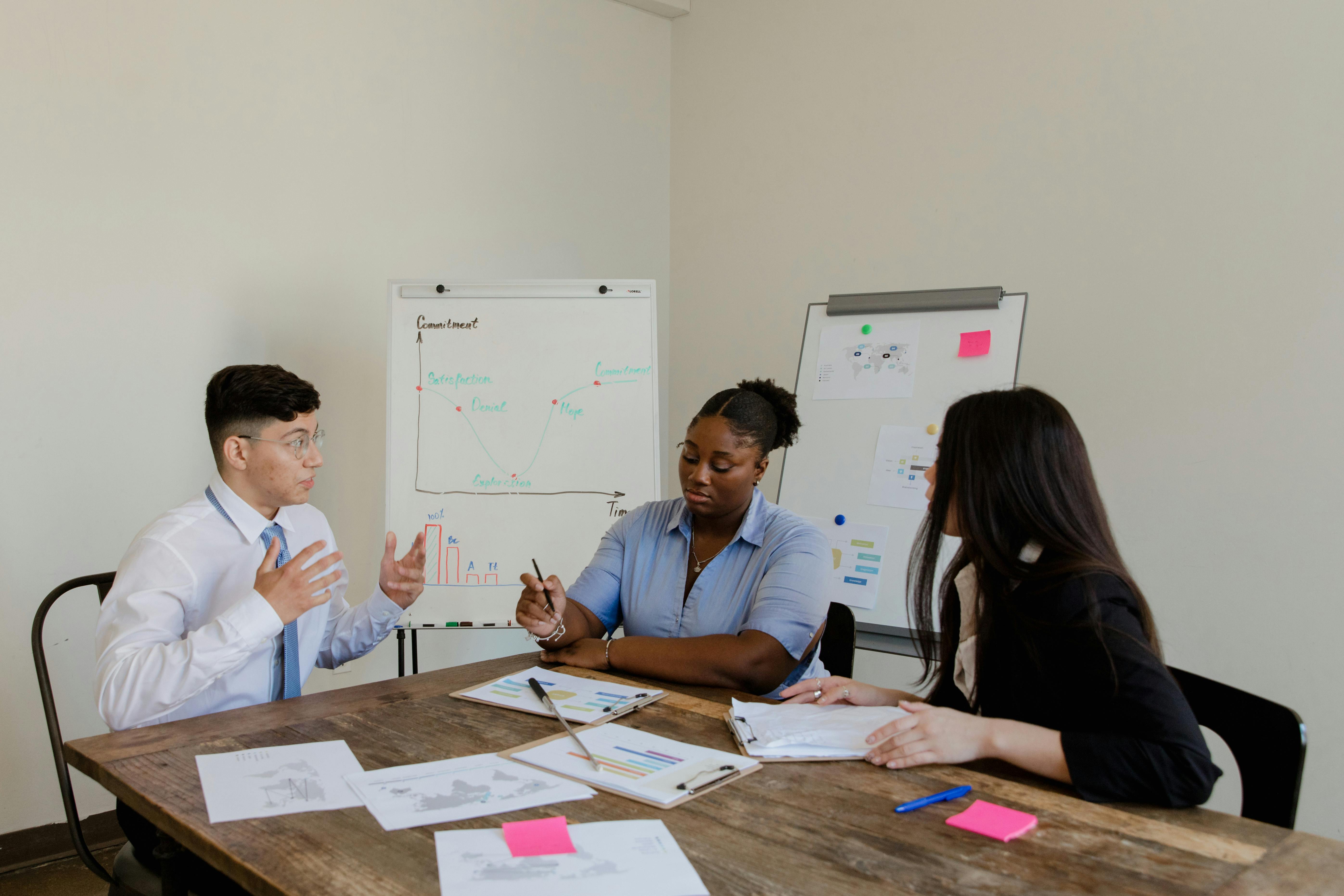 456,473+ Best Free People office Stock Photos & Images · 100% Royalty ...