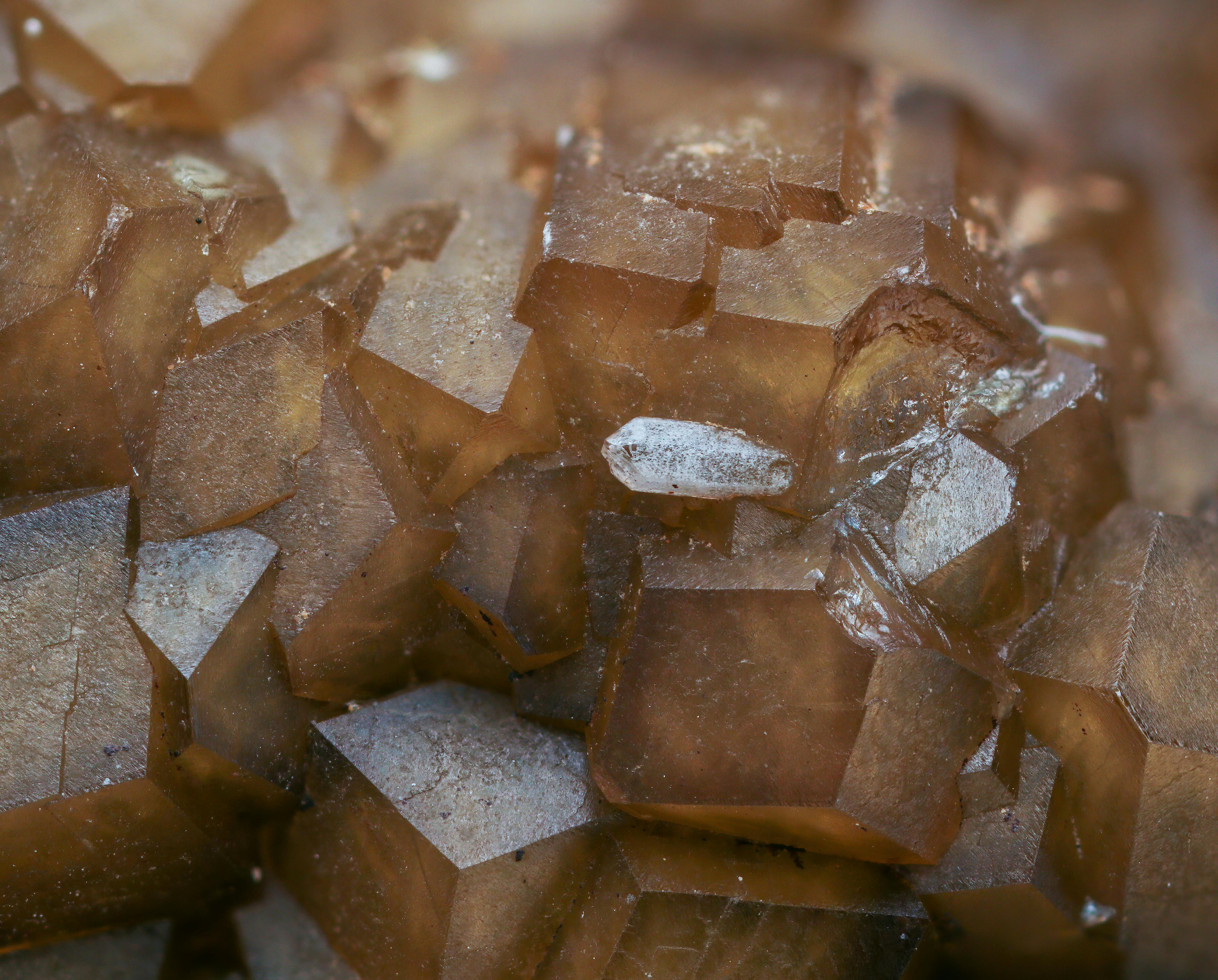 Close-Up Shot of a Crystal · Free Stock Photo
