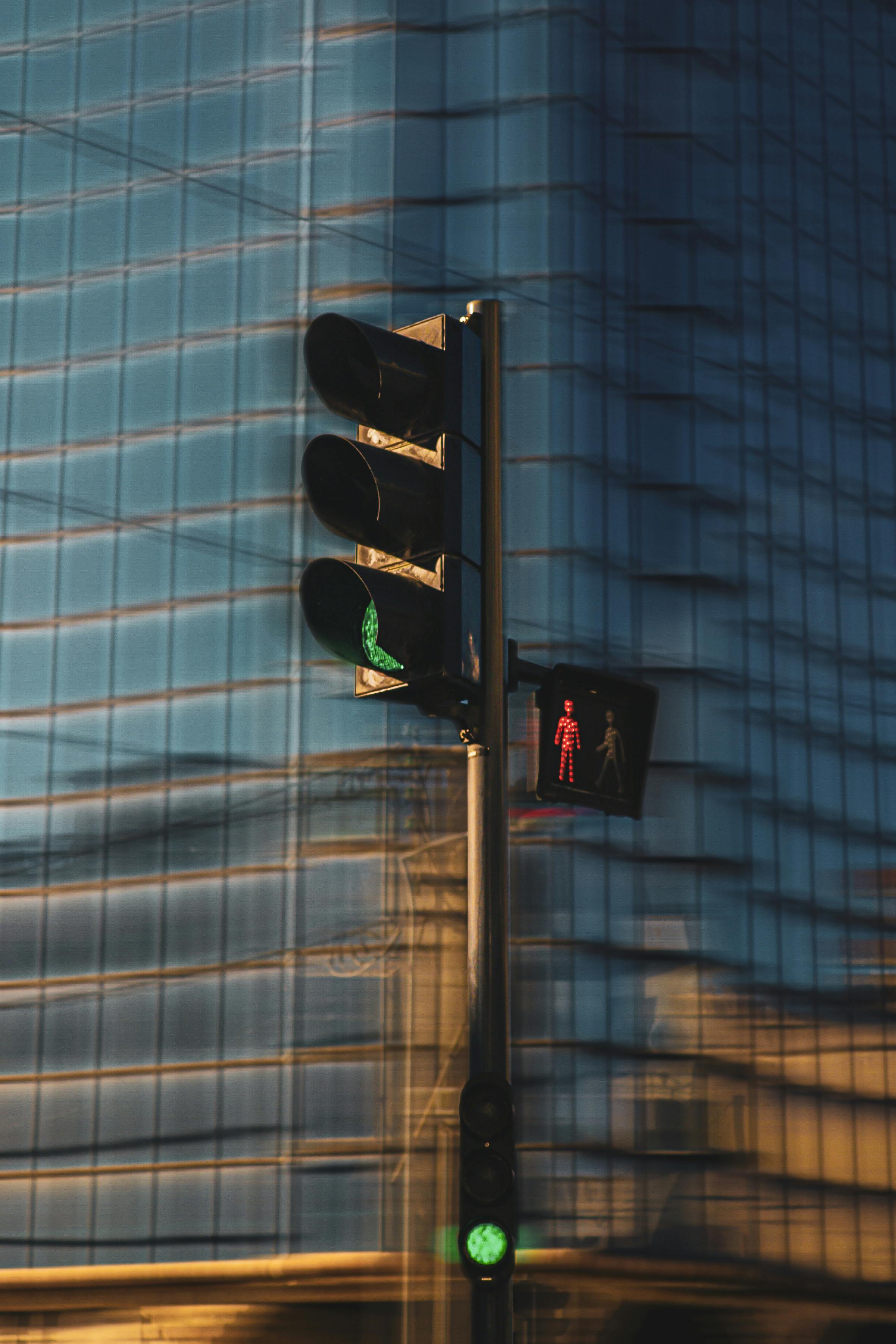 Close Up Photo of Traffic Lights · Free Stock Photo