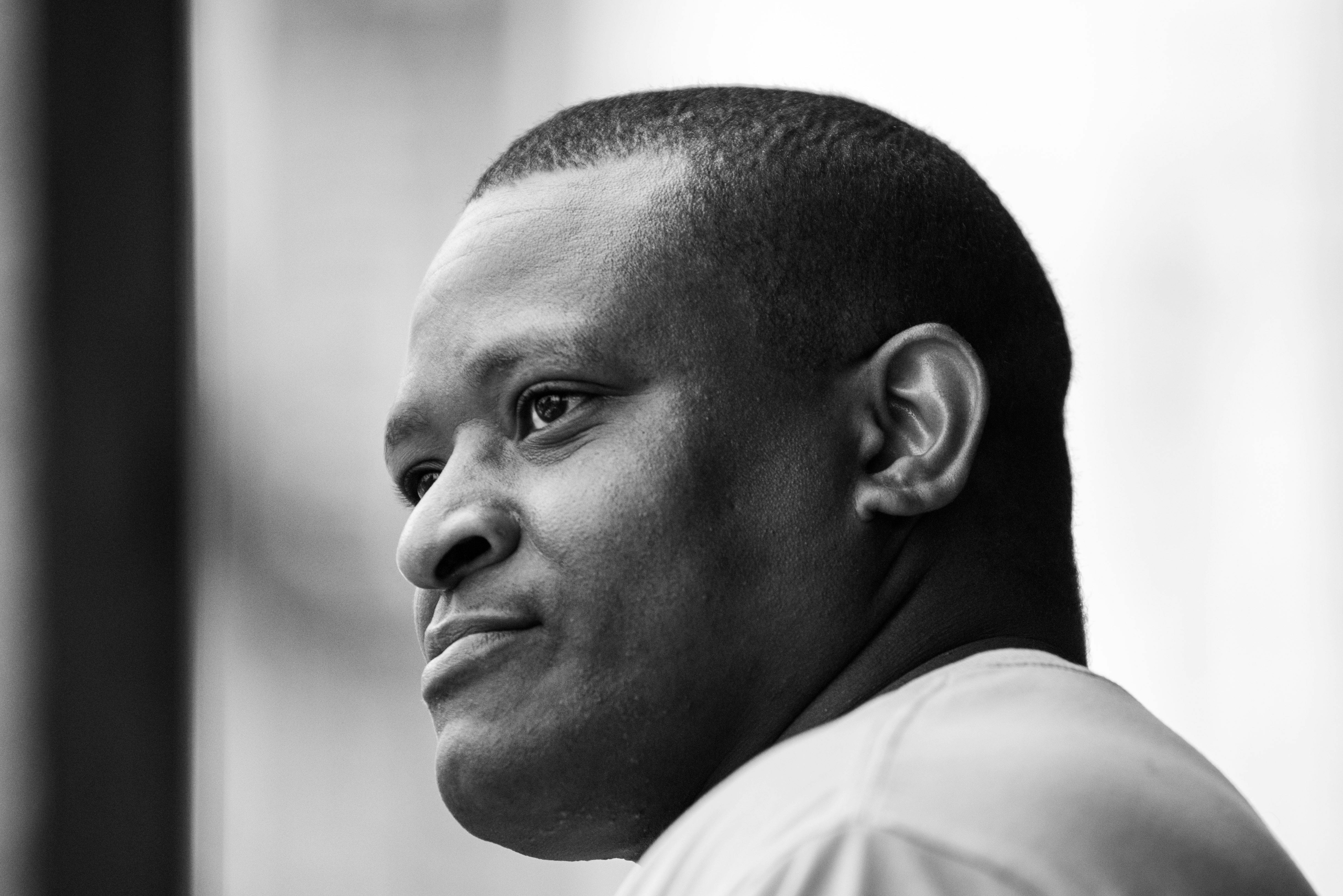 Bald Man Face Side Profile Bw Photos, Download The BEST Free Bald Man ...