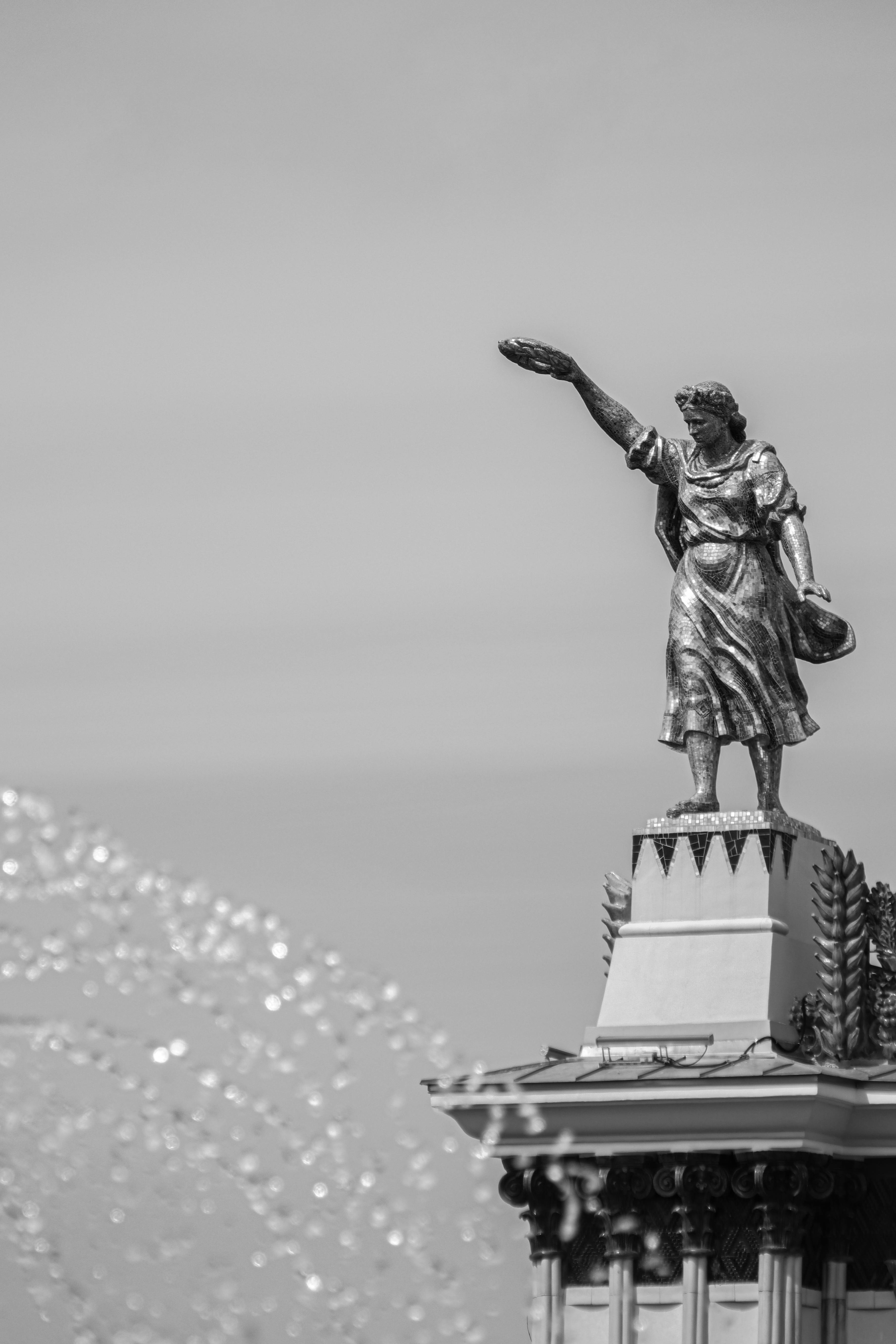 View of a Statue · Free Stock Photo