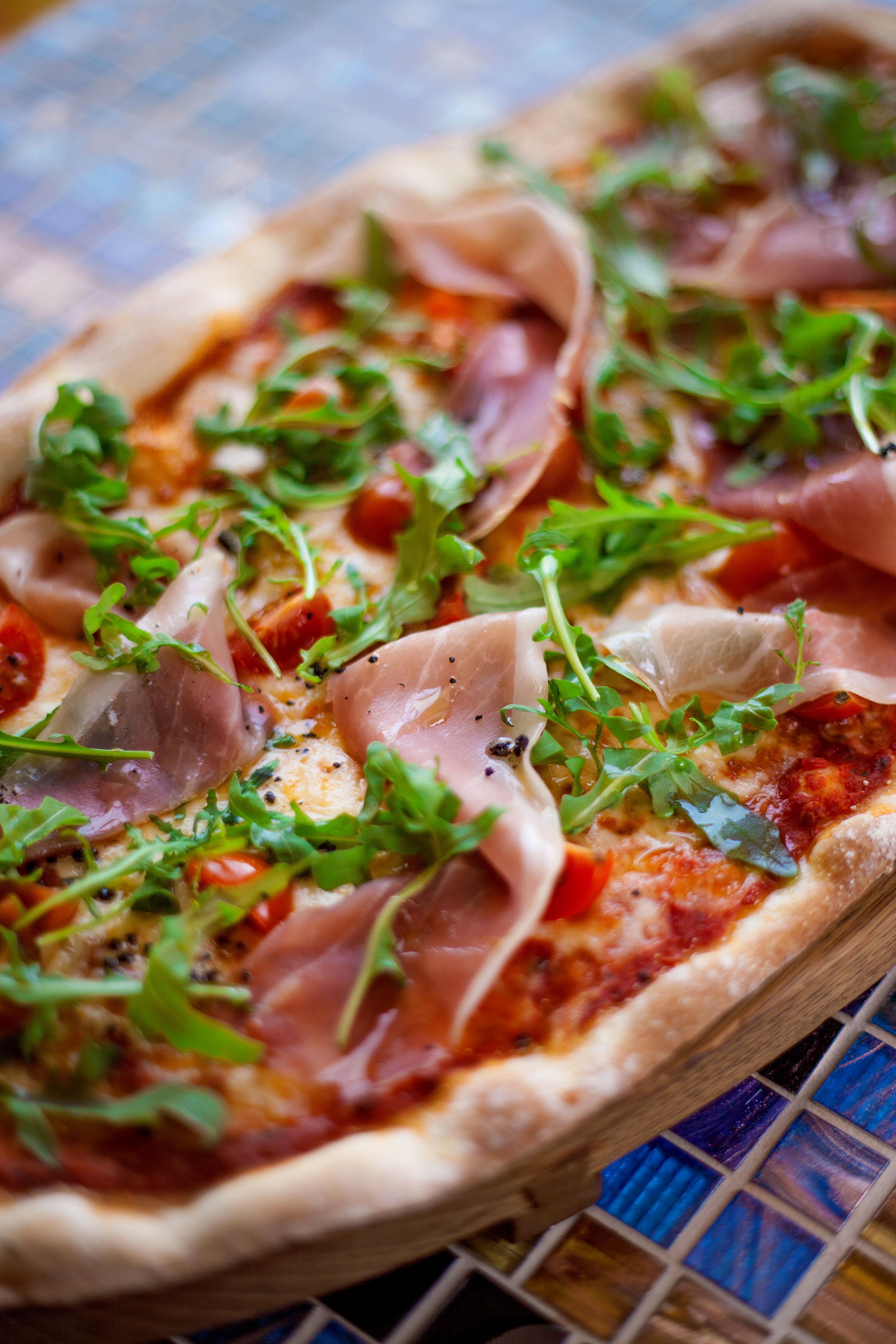 A Close-up Shot of a Pizza · Free Stock Photo