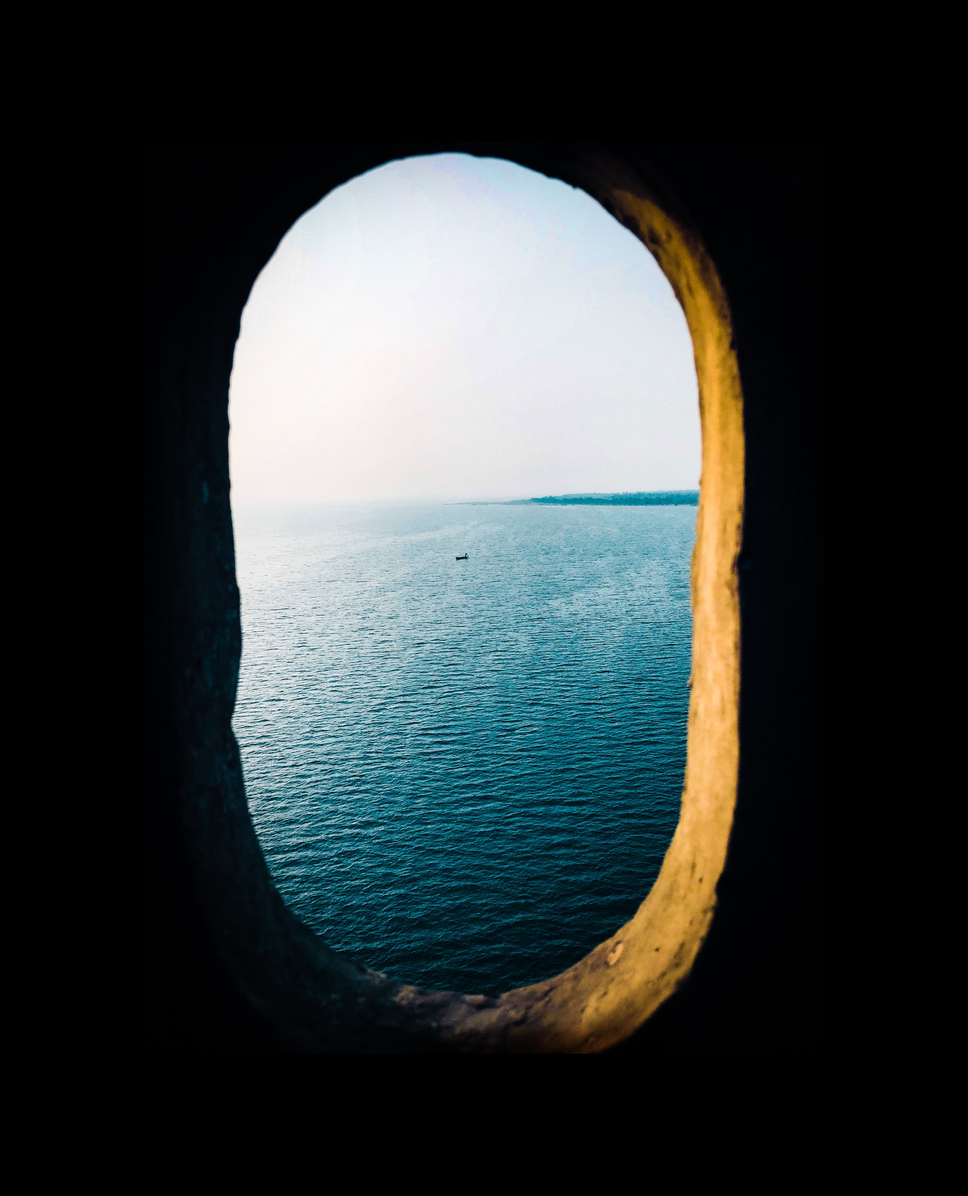 Ocean View Under the Blue Sky · Free Stock Photo