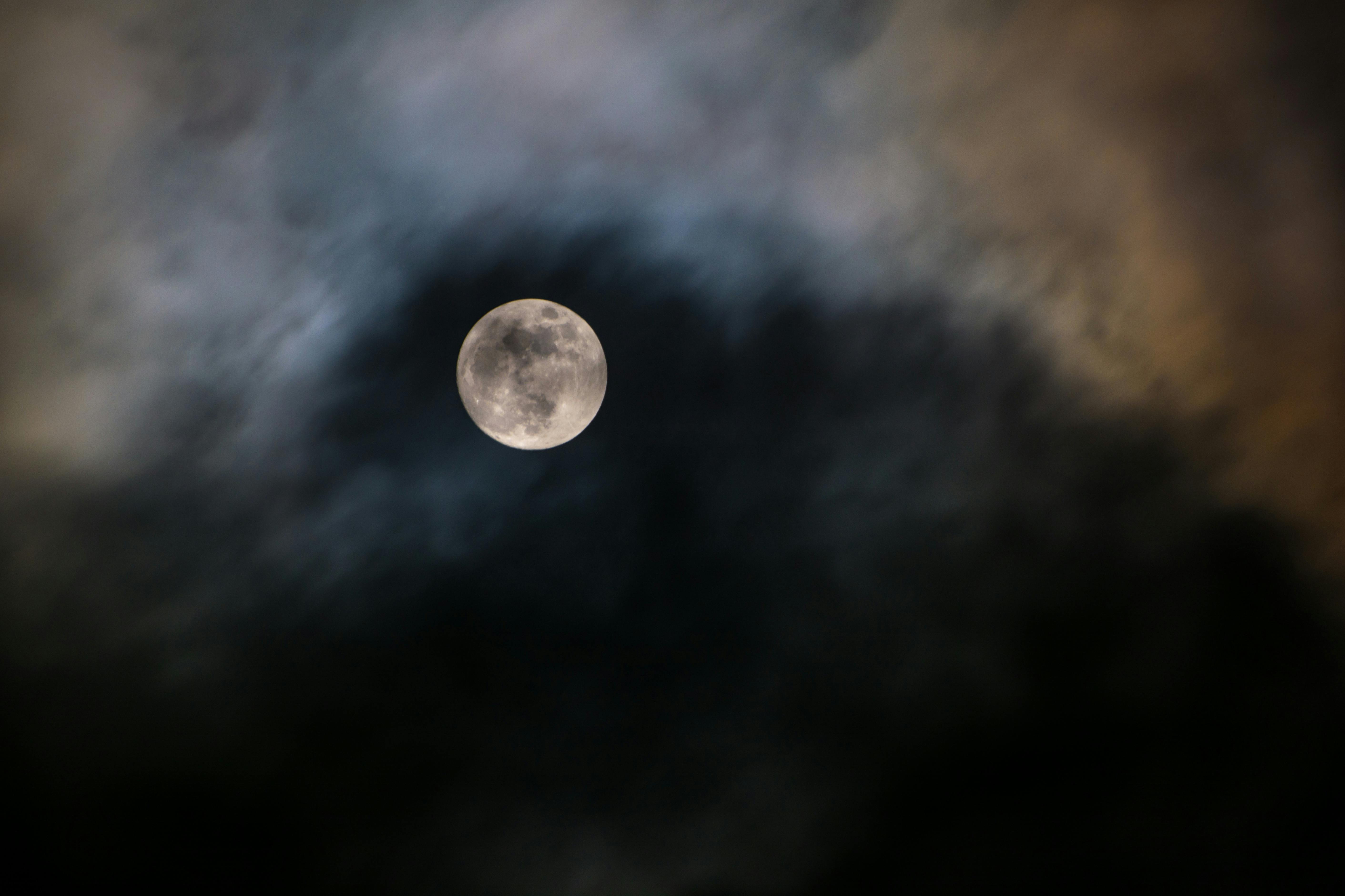 Free stock photo of clouds, full moon, light - Stock Image - Everypixel