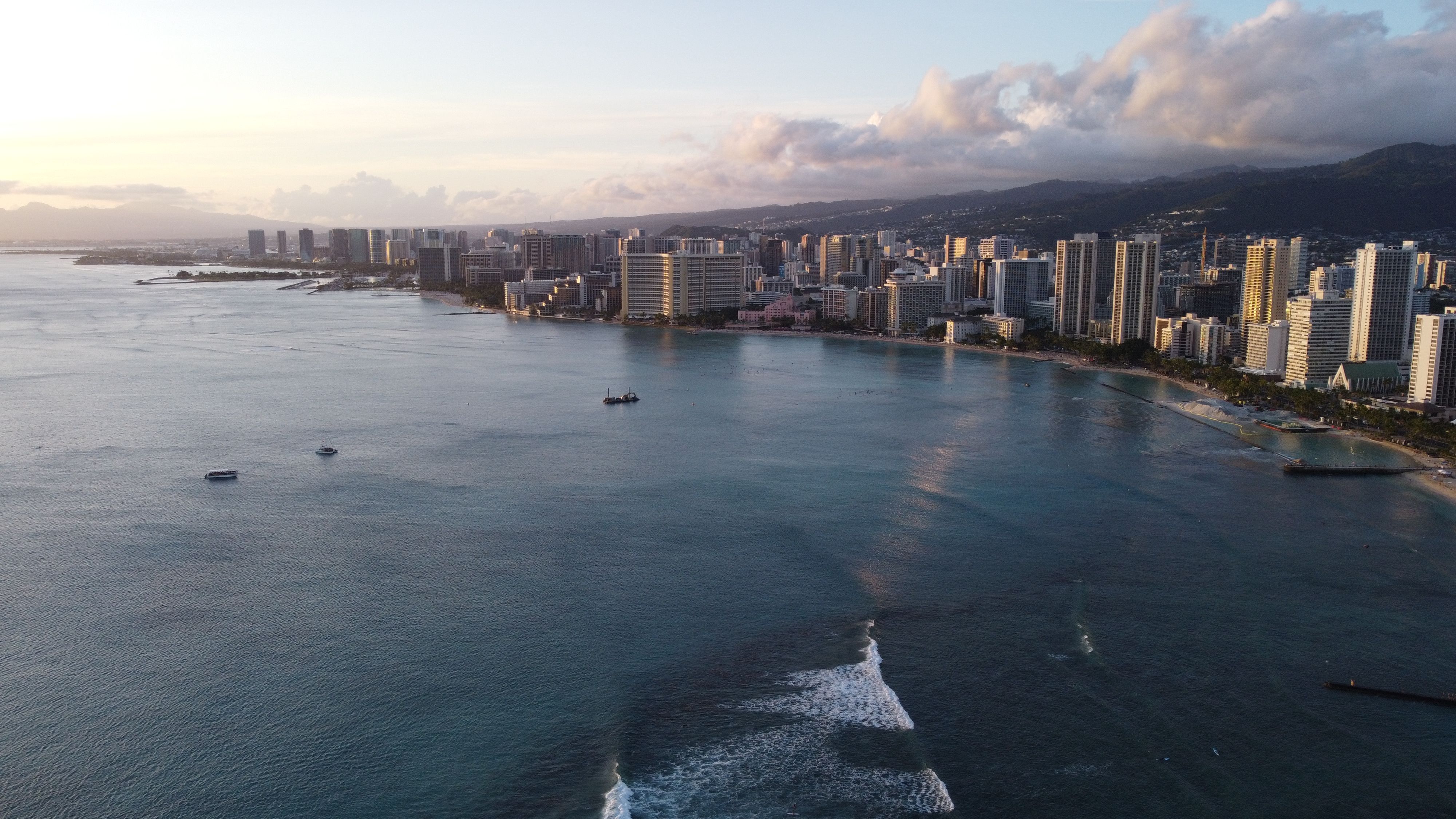 An Aerial Shot of the City of Honolulu · Free Stock Photo
