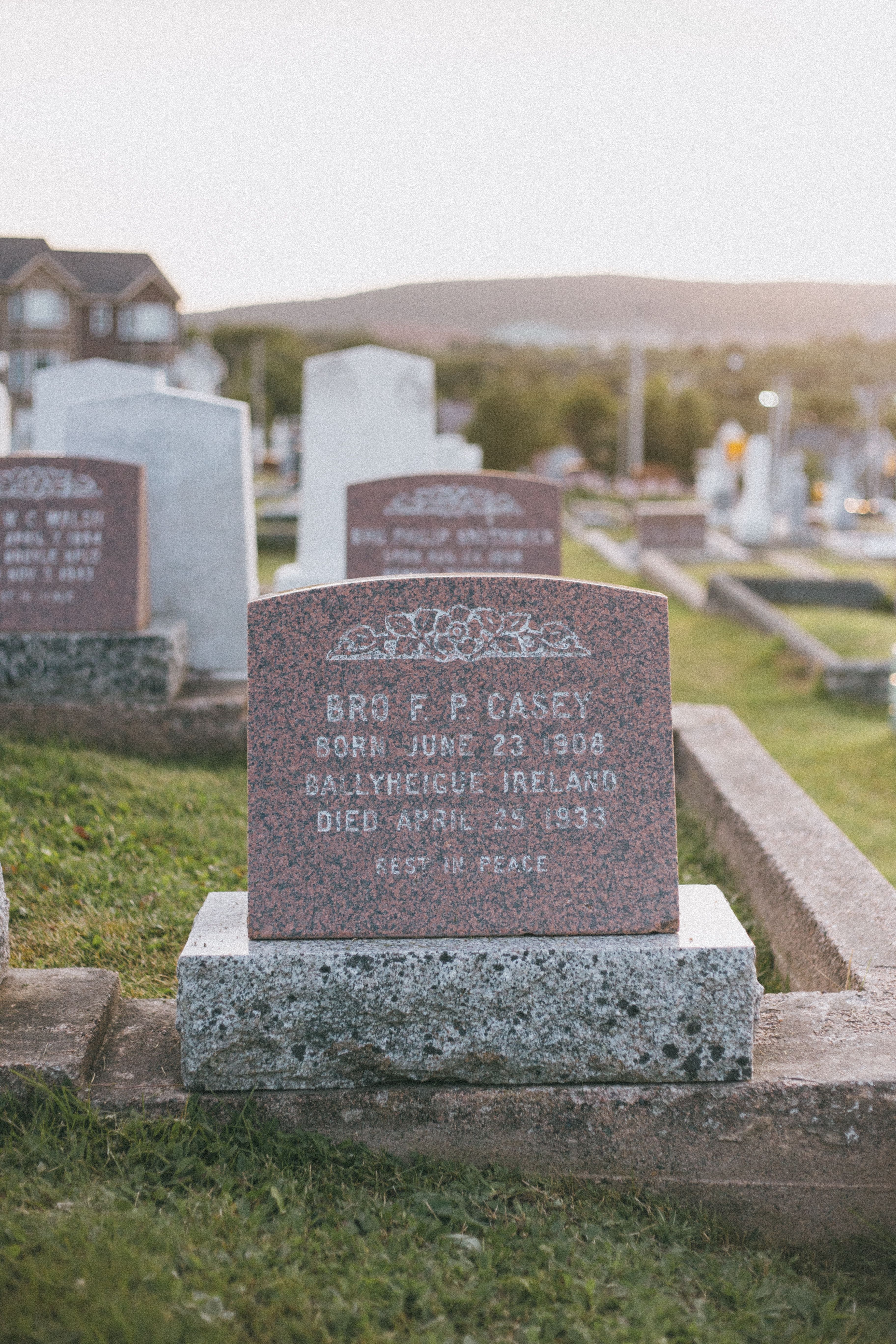 Gray Concrete Tombstone in Cemetery · Free Stock Photo