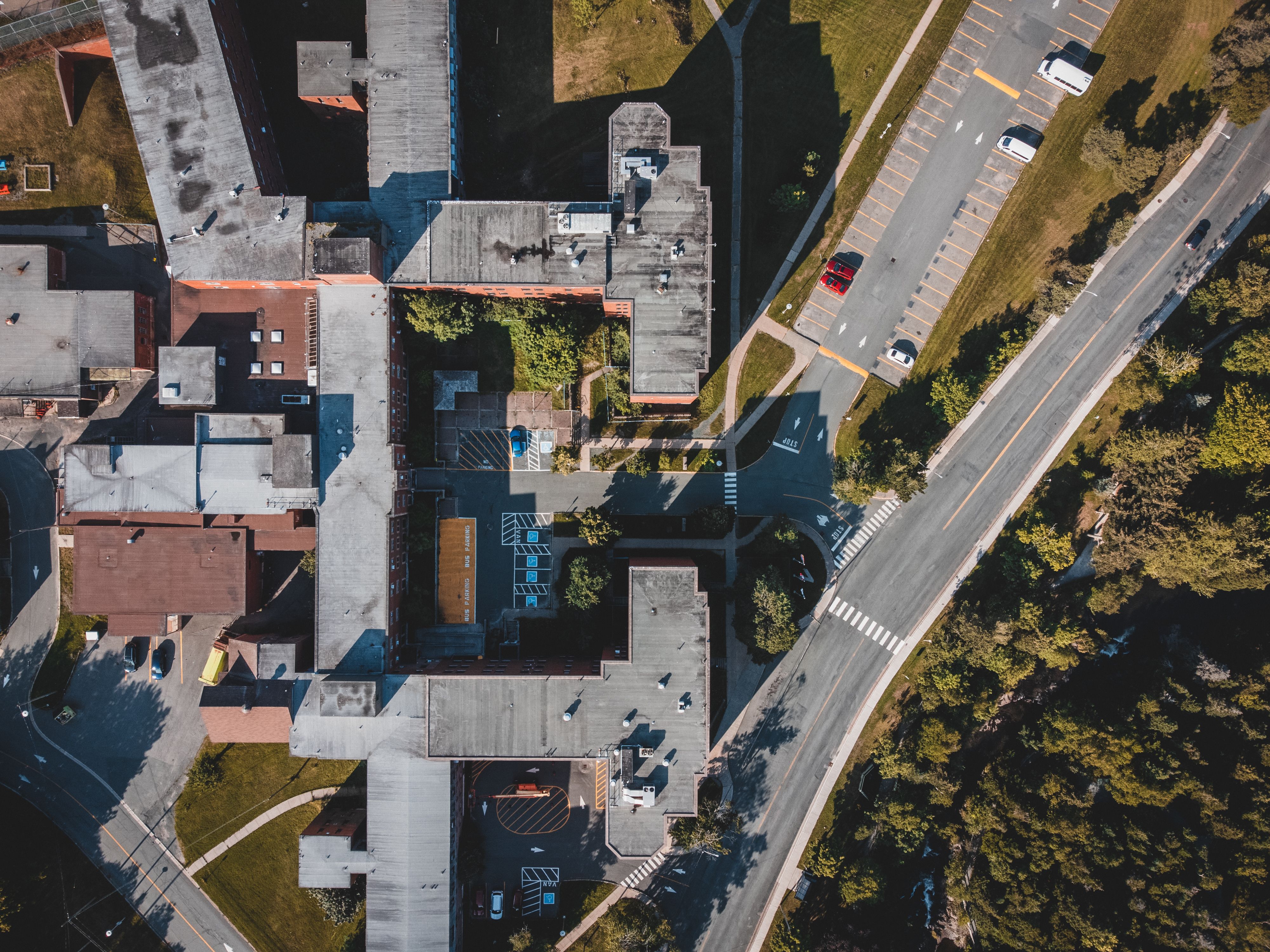 Top View of Buildings in a Town · Free Stock Photo