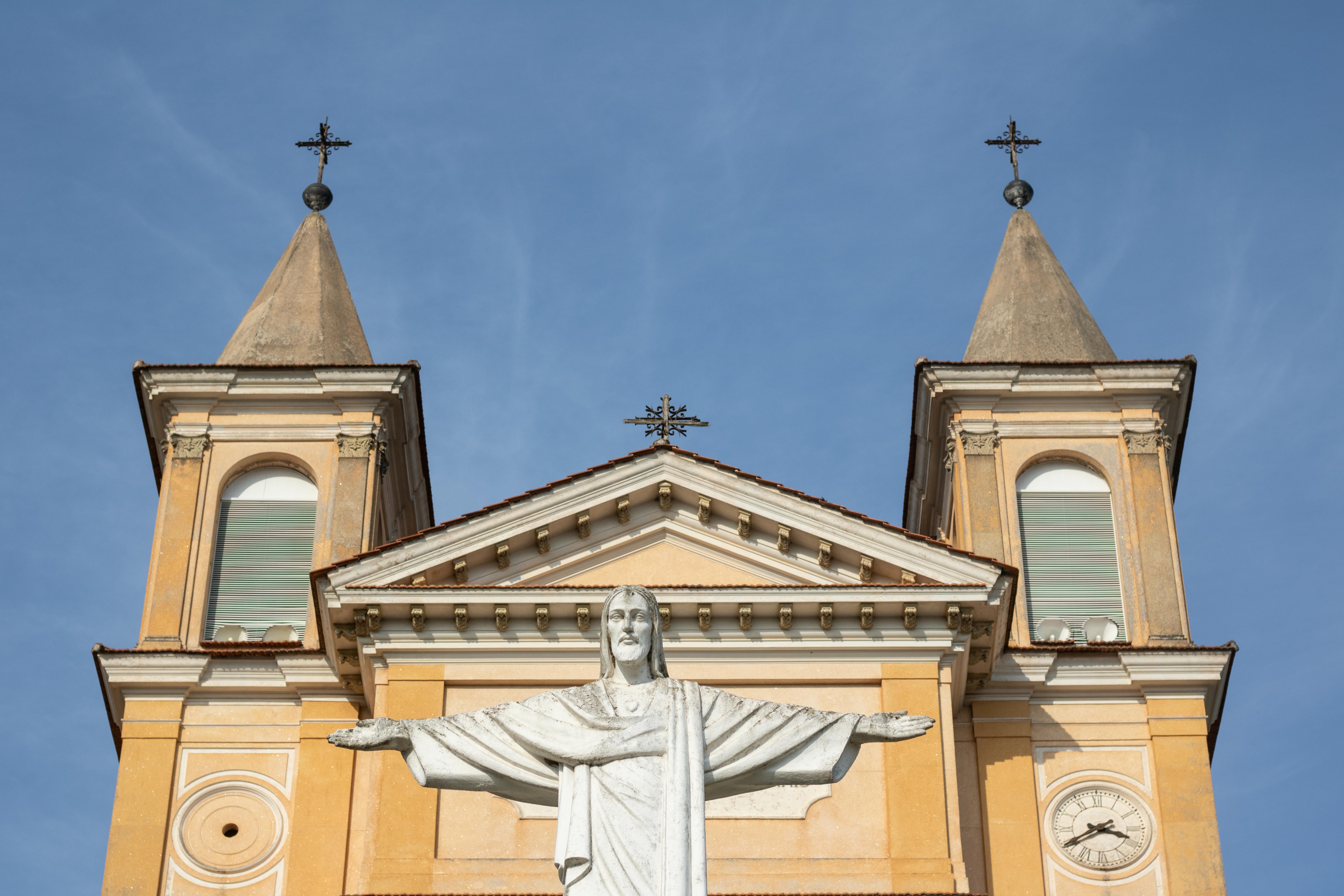 Facade of a White Basilica · Free Stock Photo