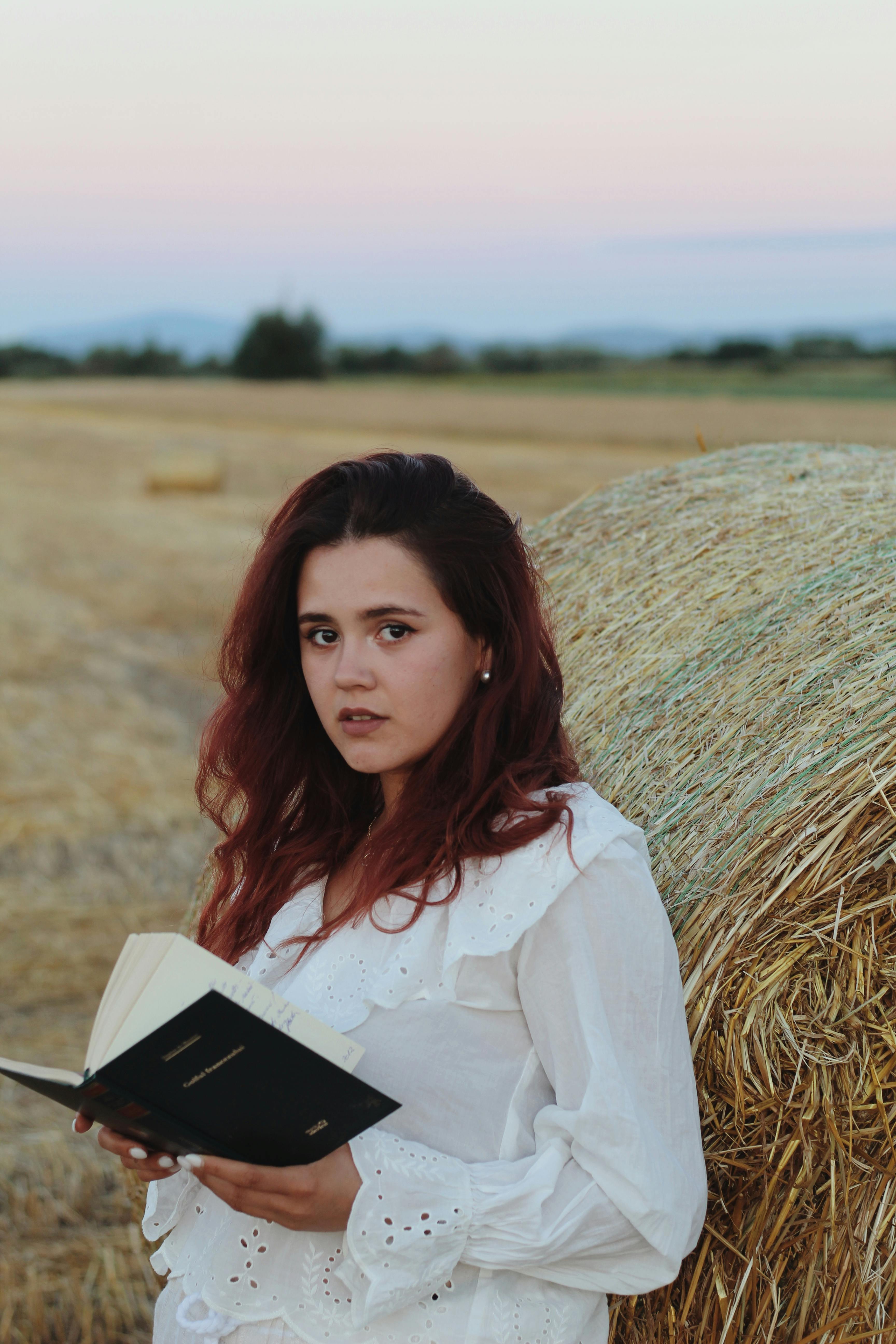 Book Land Photos, Download The BEST Free Book Land Stock Photos & HD Images