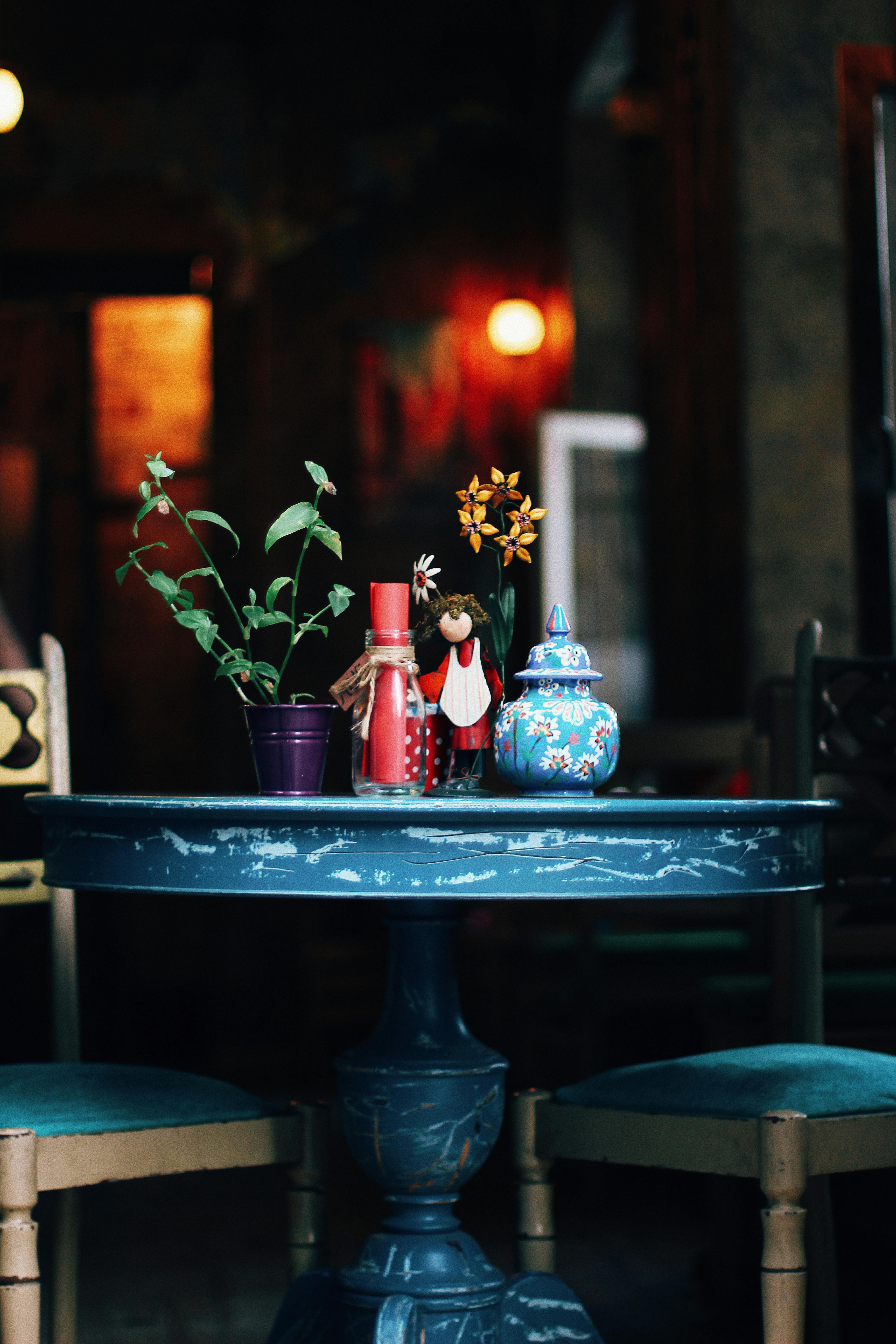 Vintage Cafe Table · Free Stock Photo