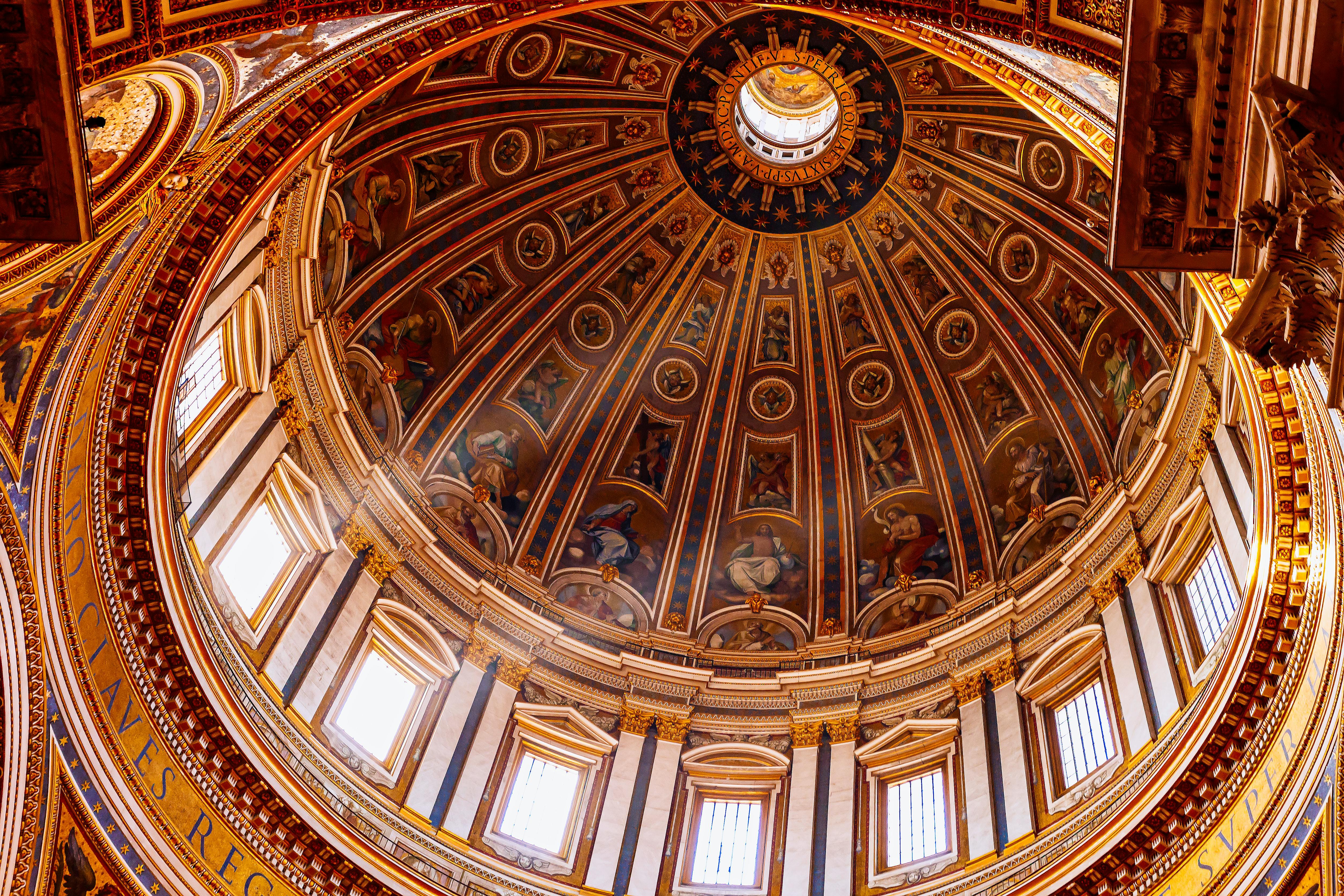 Dome Ceiling of St Peter's Baldachin Basilica · Free Stock Photo