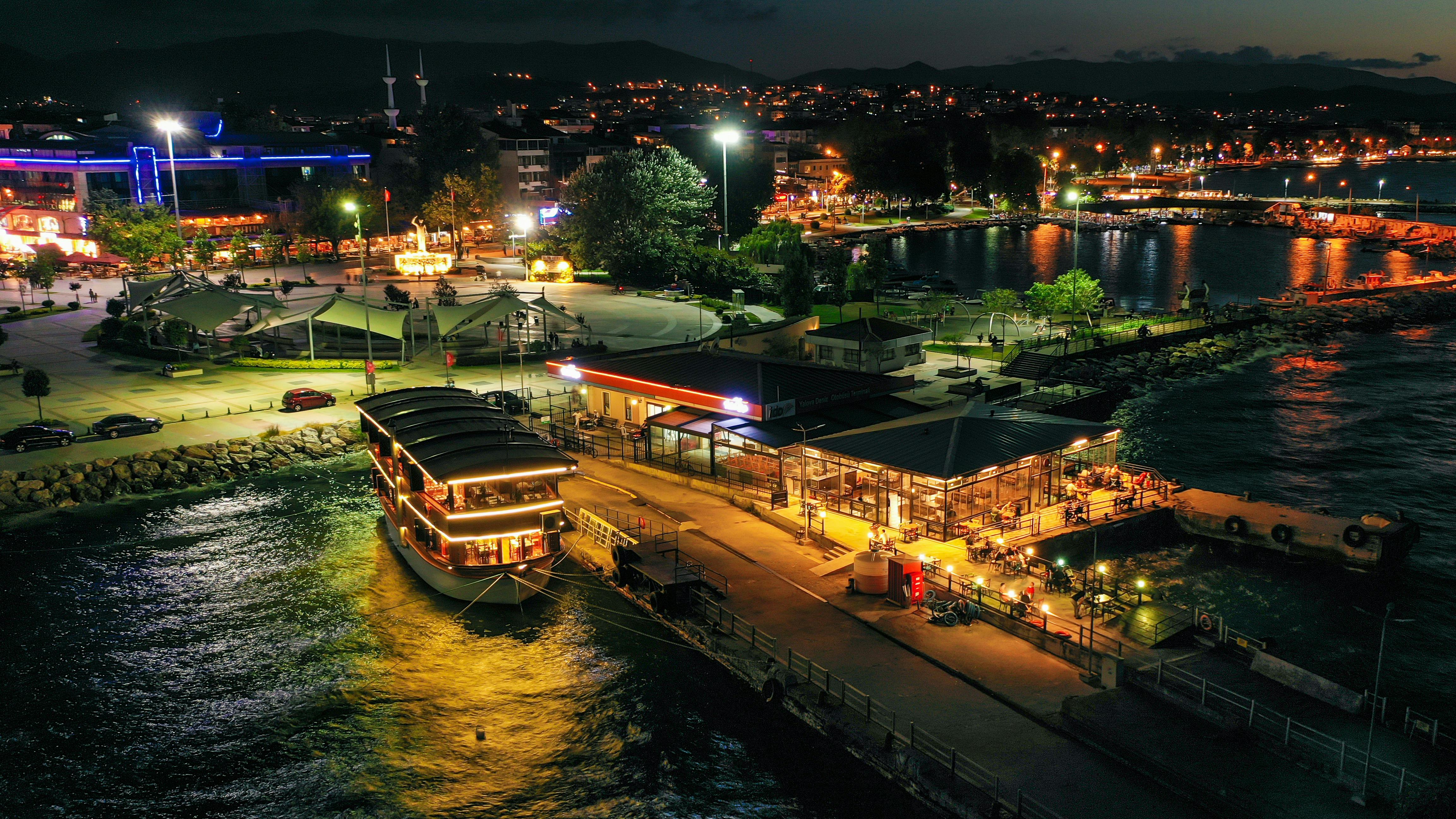 Illuminated Boat on River during Night Time · Free Stock Photo