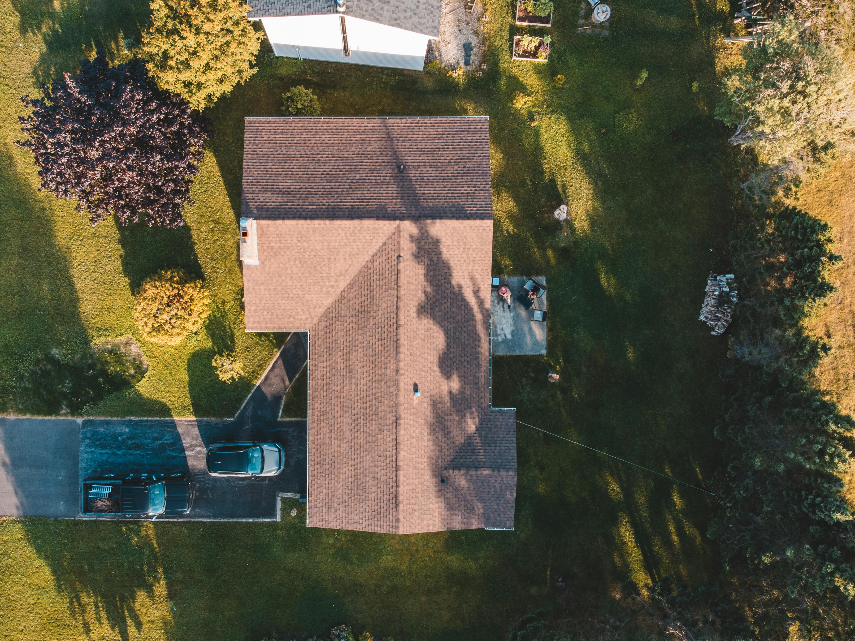 Aerial View of a House in the Countryside · Free Stock Photo