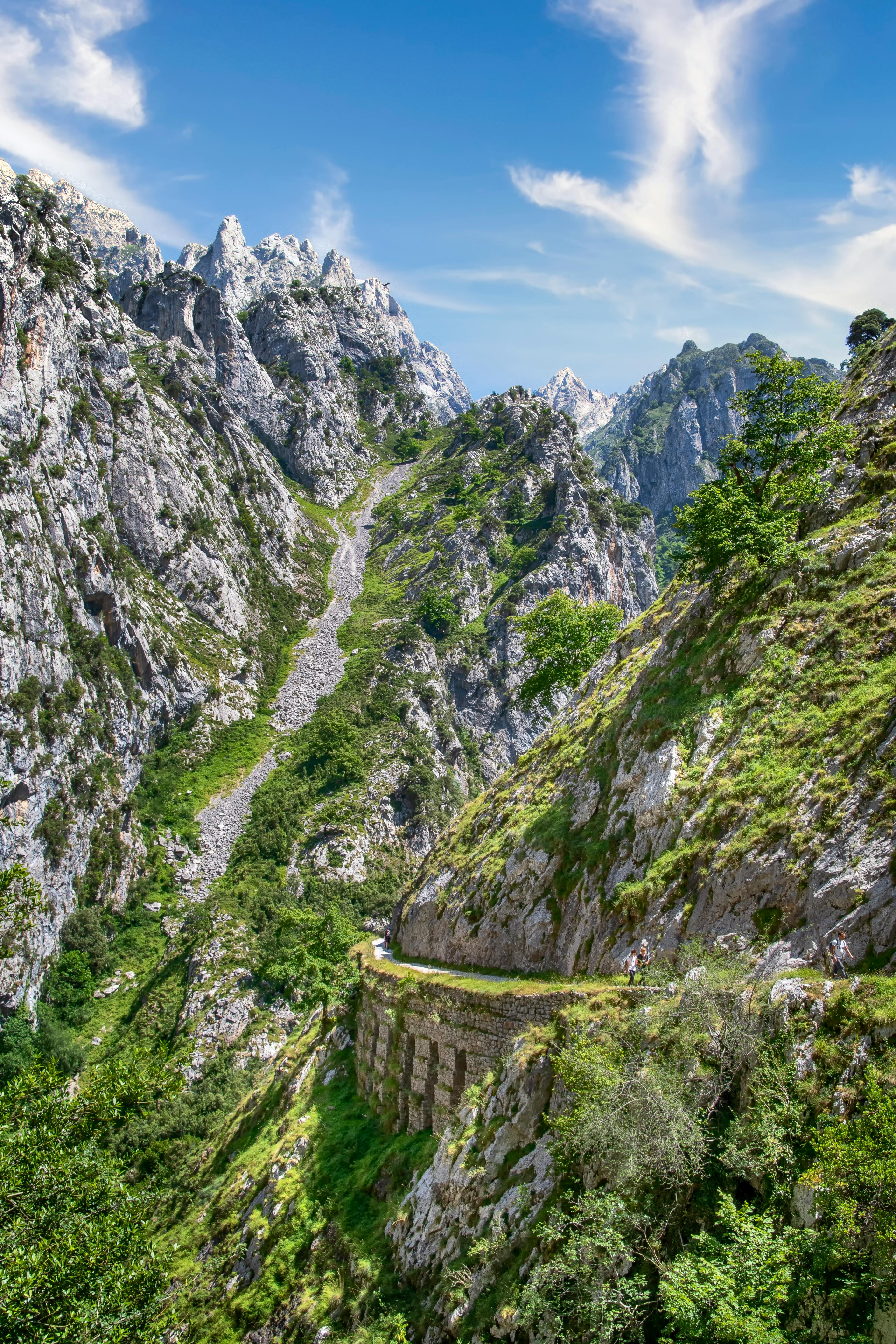 Mountain Side Cliff Photos, Download The BEST Free Mountain Side Cliff ...