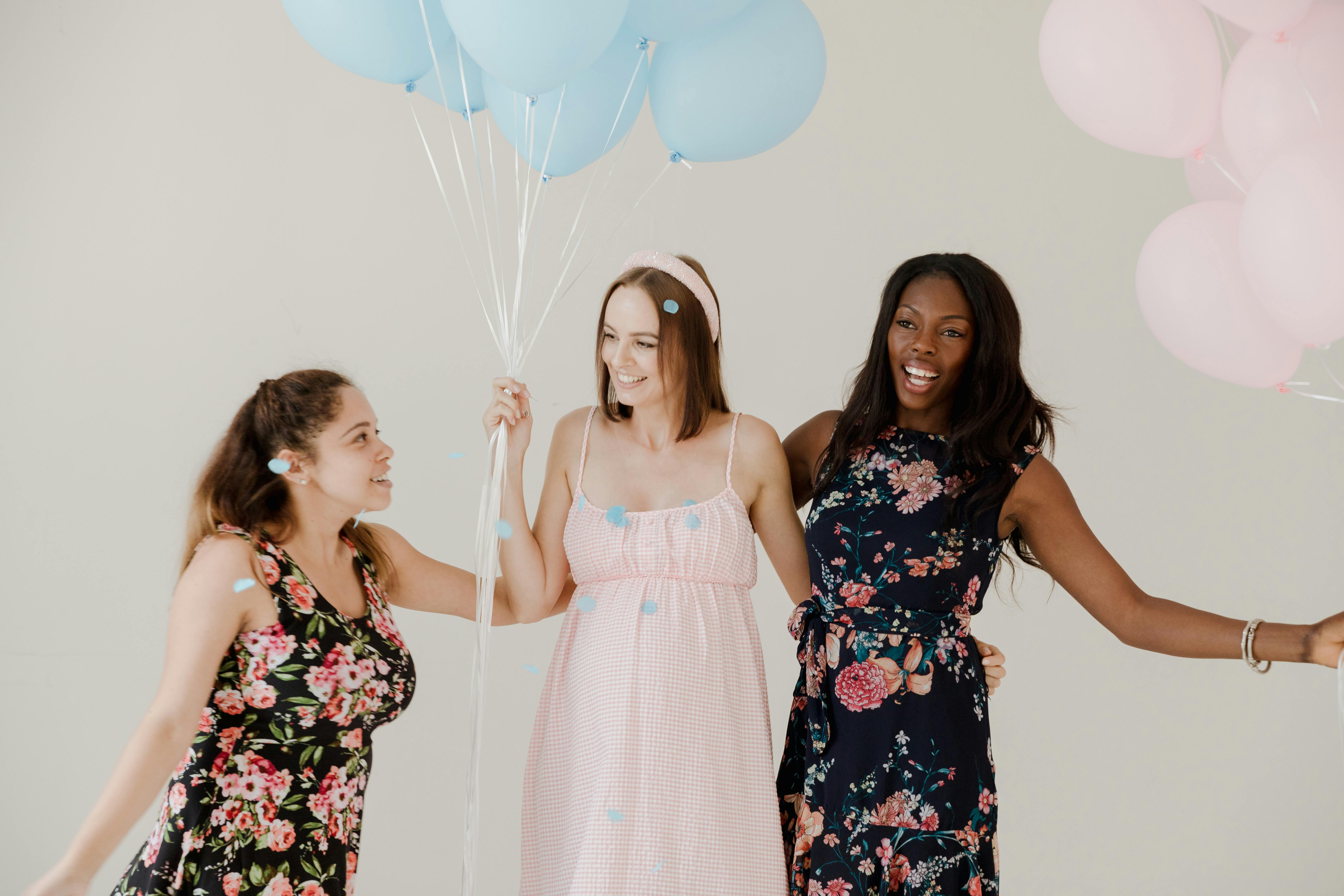 Beautiful Dresses Background Photos, Download The BEST Free Beautiful ...