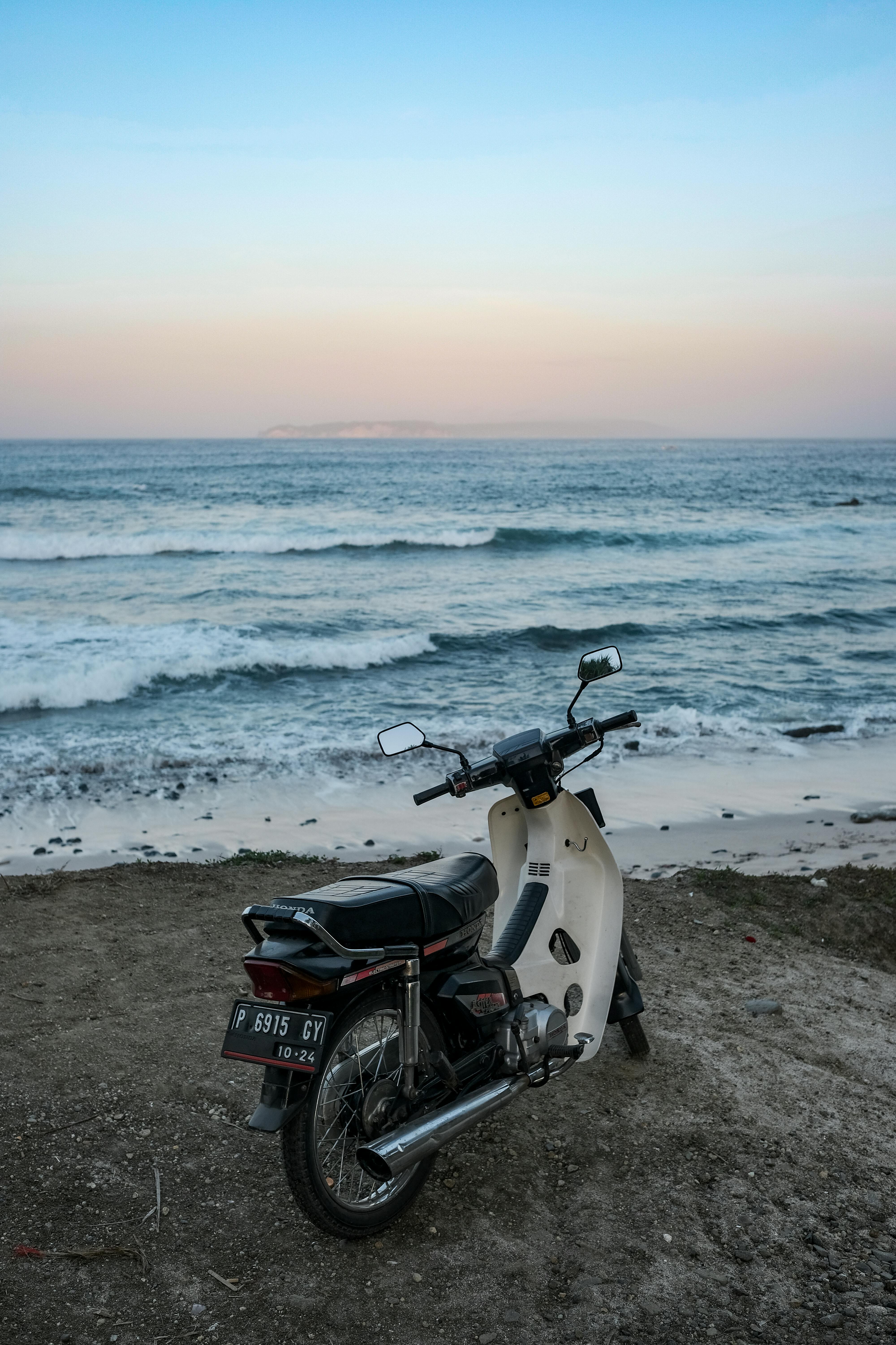Motorcycle on Beach · Free Stock Photo
