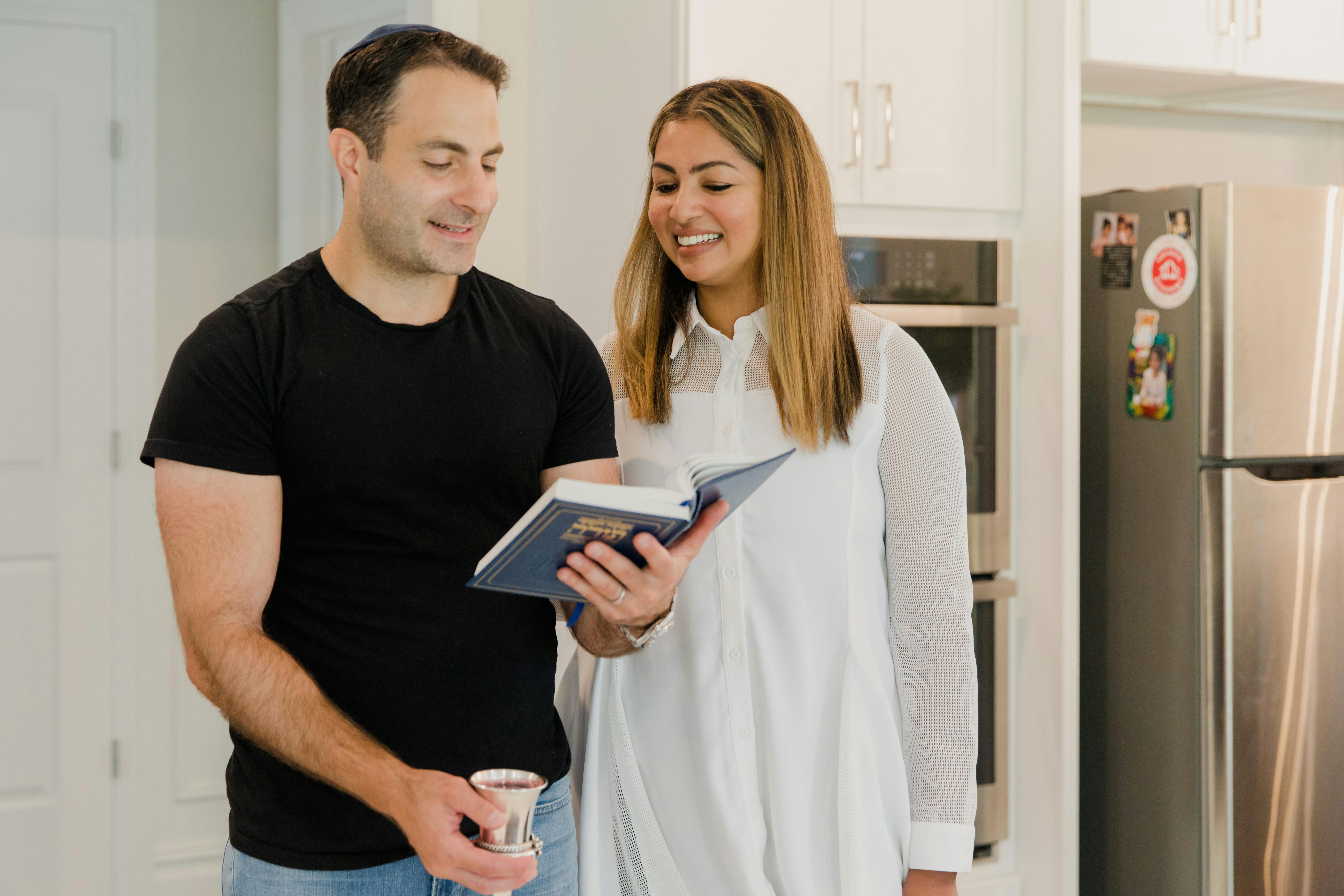 Jewish Book Photos, Download The BEST Free Jewish Book Stock Photos ...