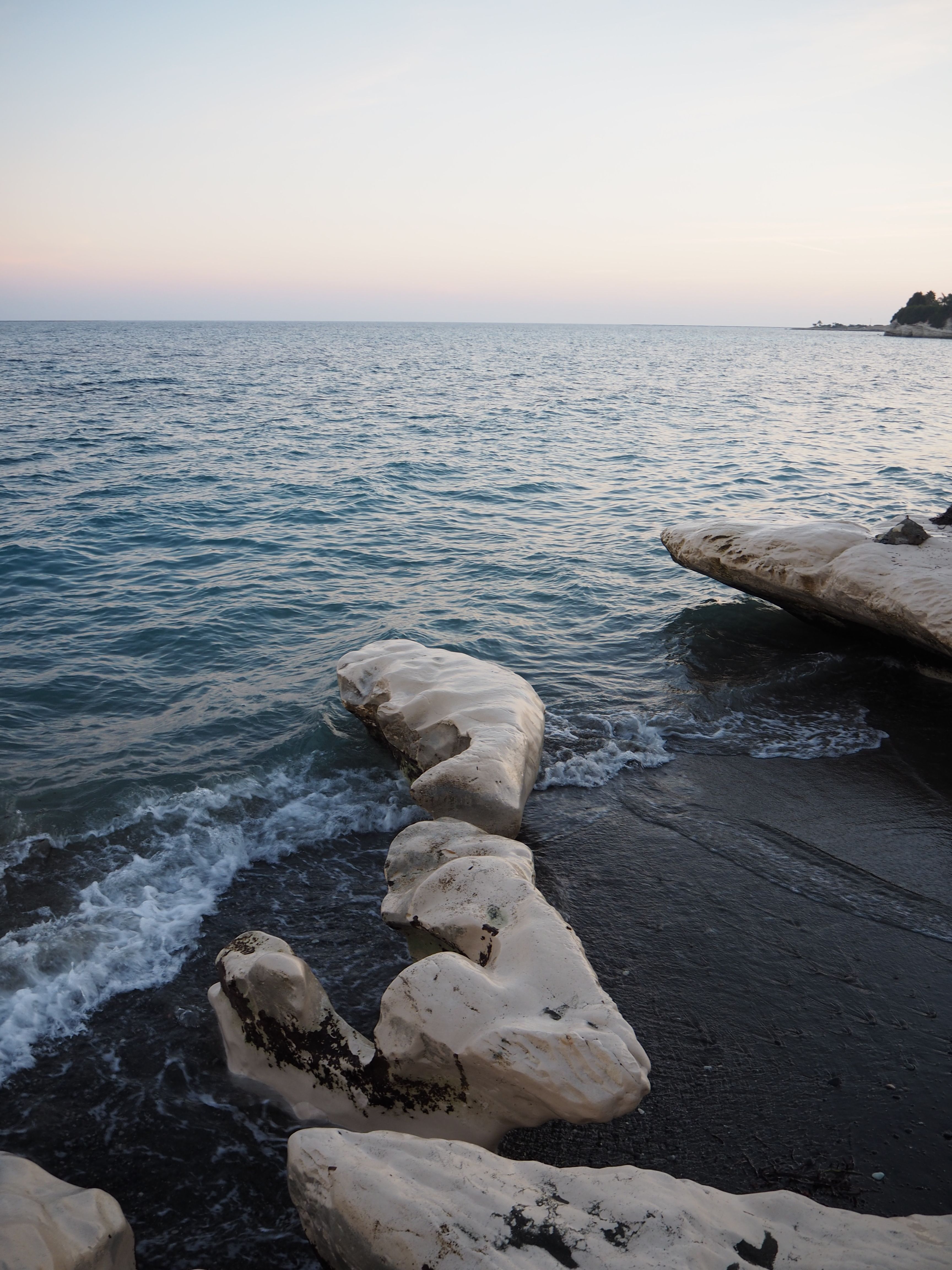 Photo of Rocks Near the Sea · Free Stock Photo