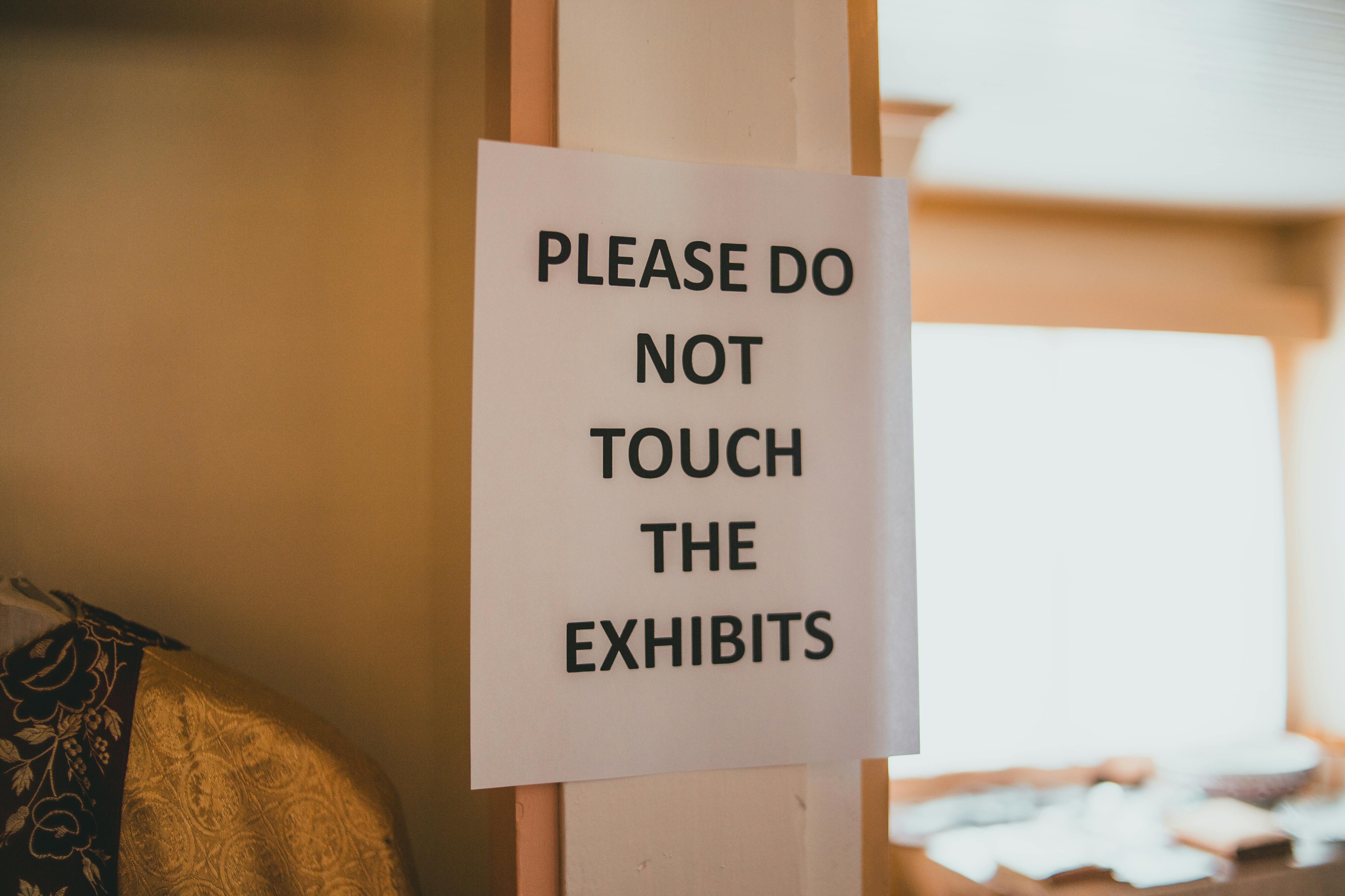 Do Not Touch Photos, Download The BEST Free Do Not Touch Stock Photos ...