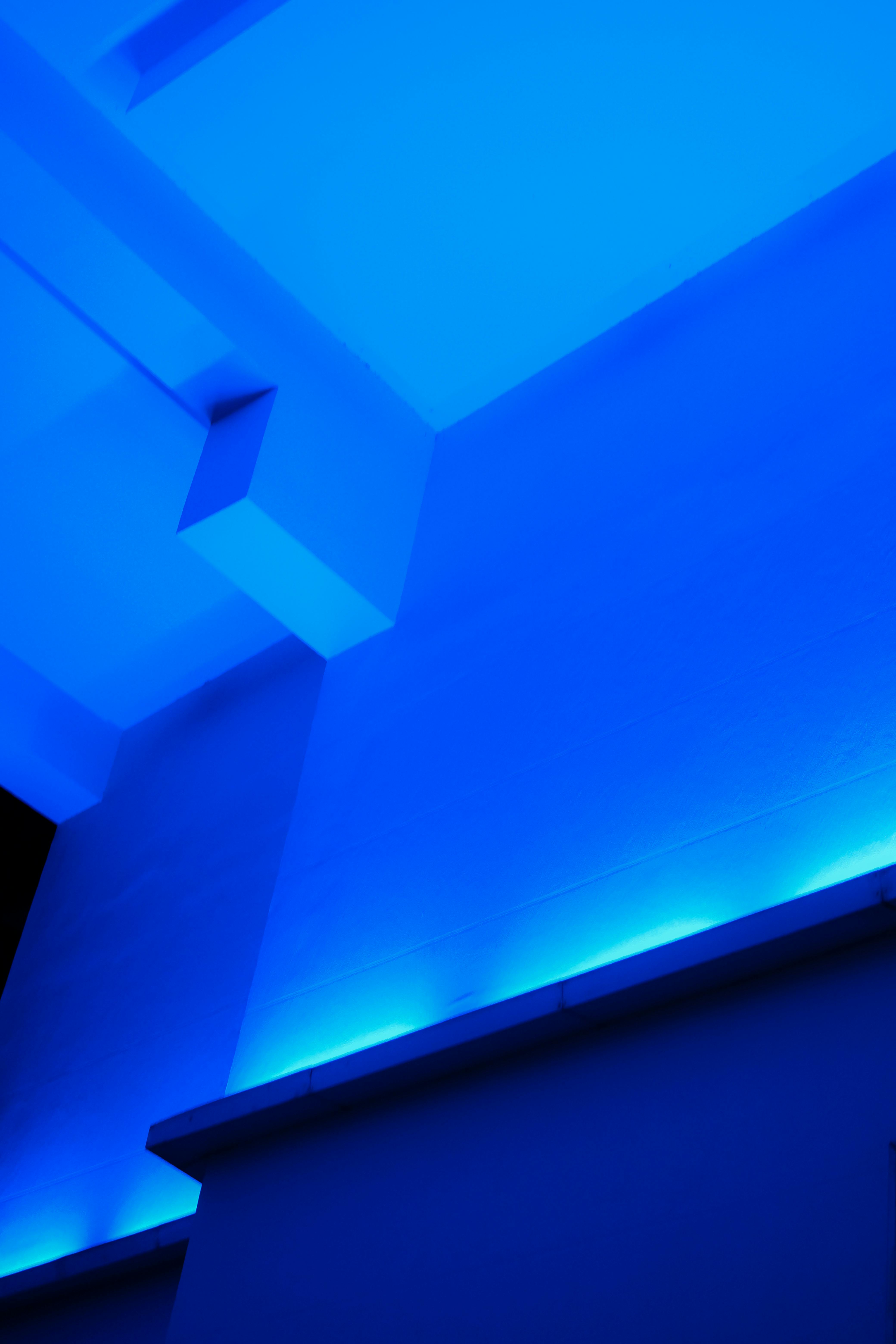 Close-Up Shot of a Blue Wall · Free Stock Photo