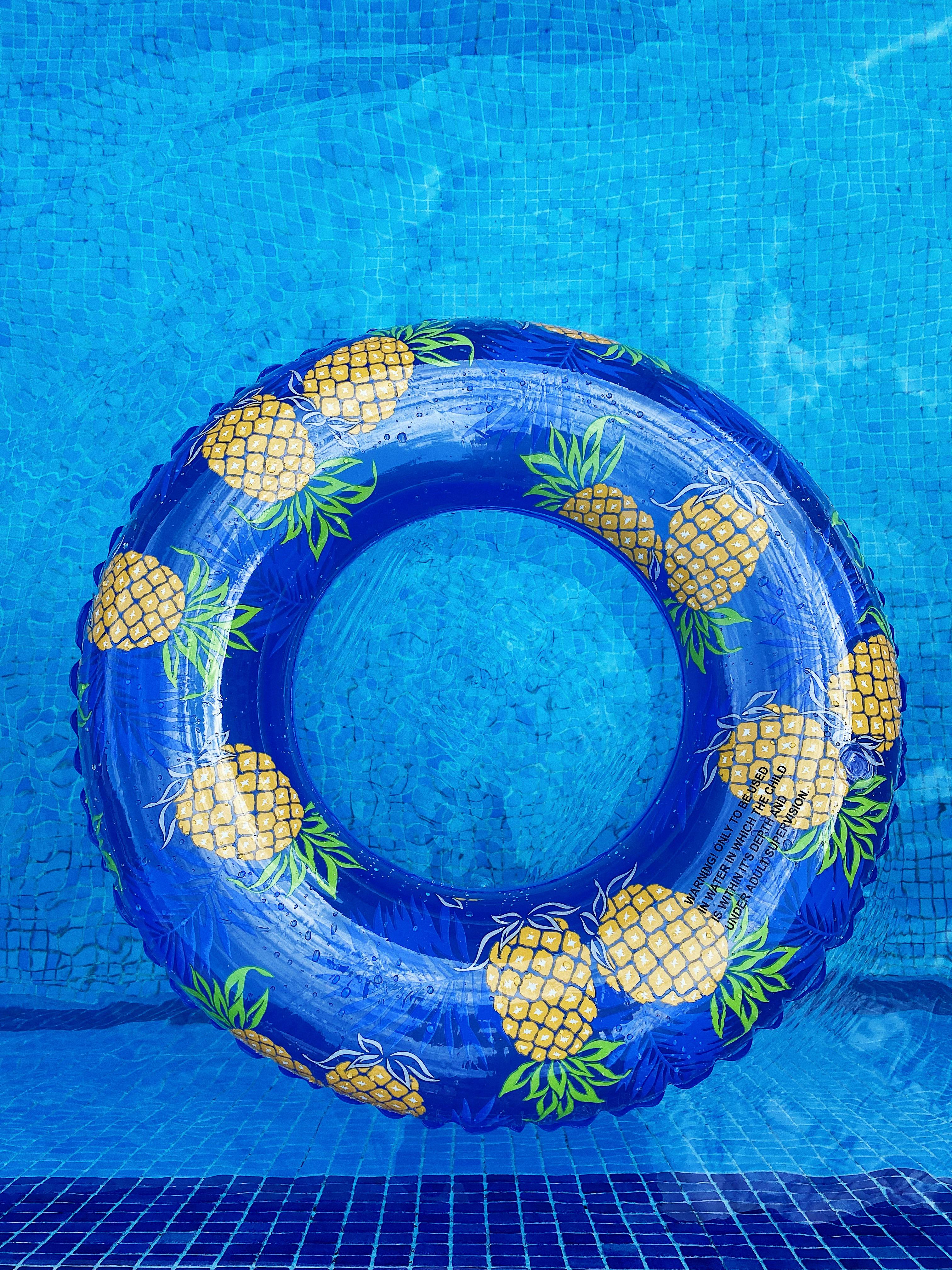 Green Inflatable Floatie · Free Stock Photo