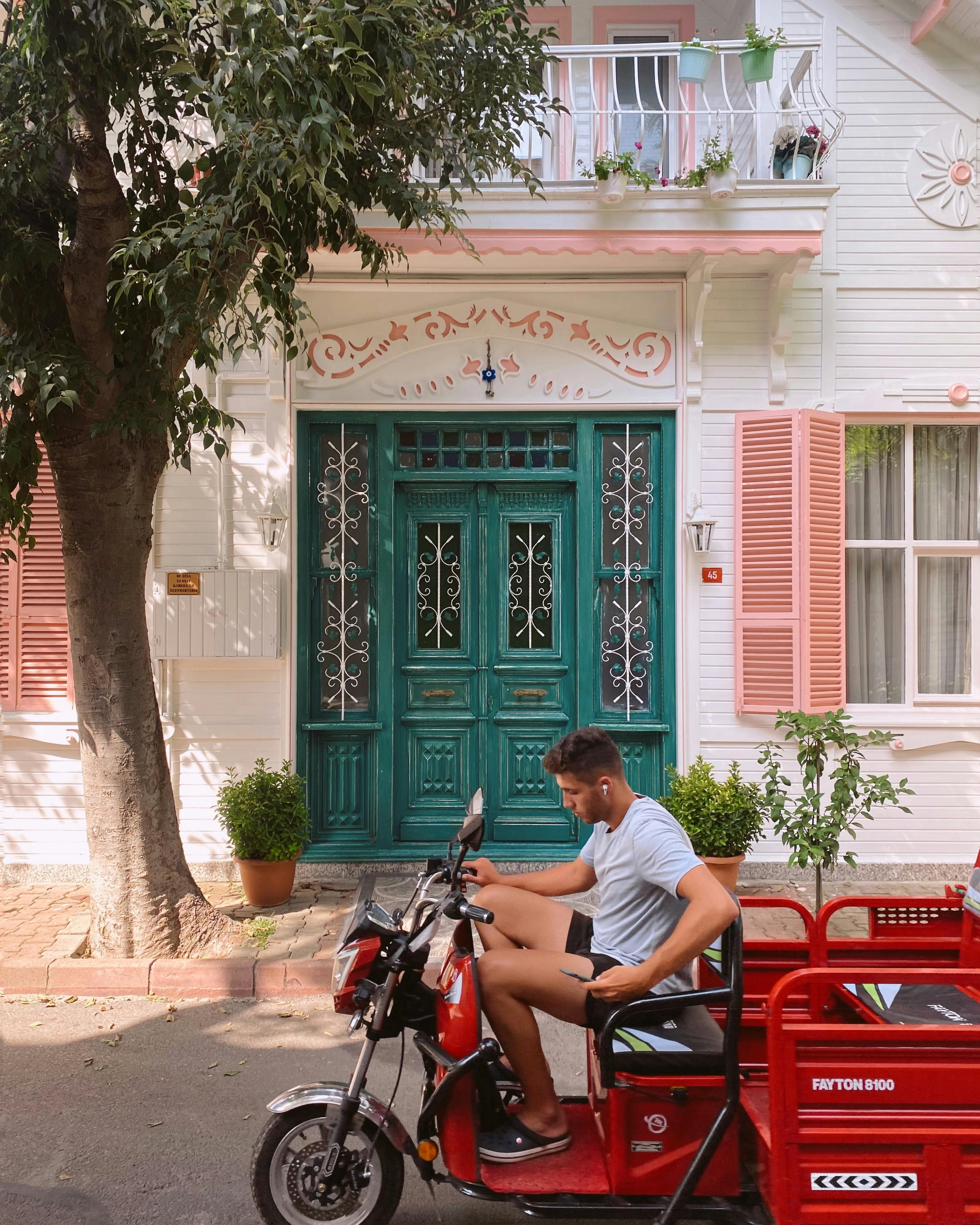 Desktop Wallpaper Aesthetic Alon Girl Photos, Download The BEST Free ...